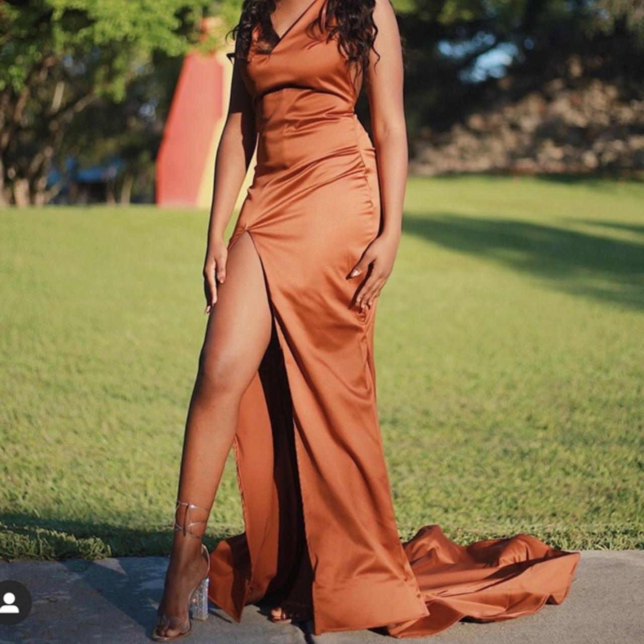 Bronze Prom Dress! Perfect for a elegant night... - Depop