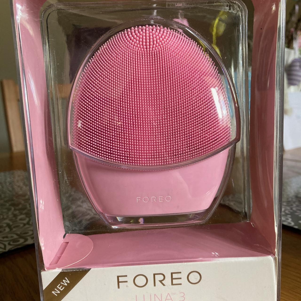 FOREO Luna 3. Used a few times. Only selling due to... - Depop