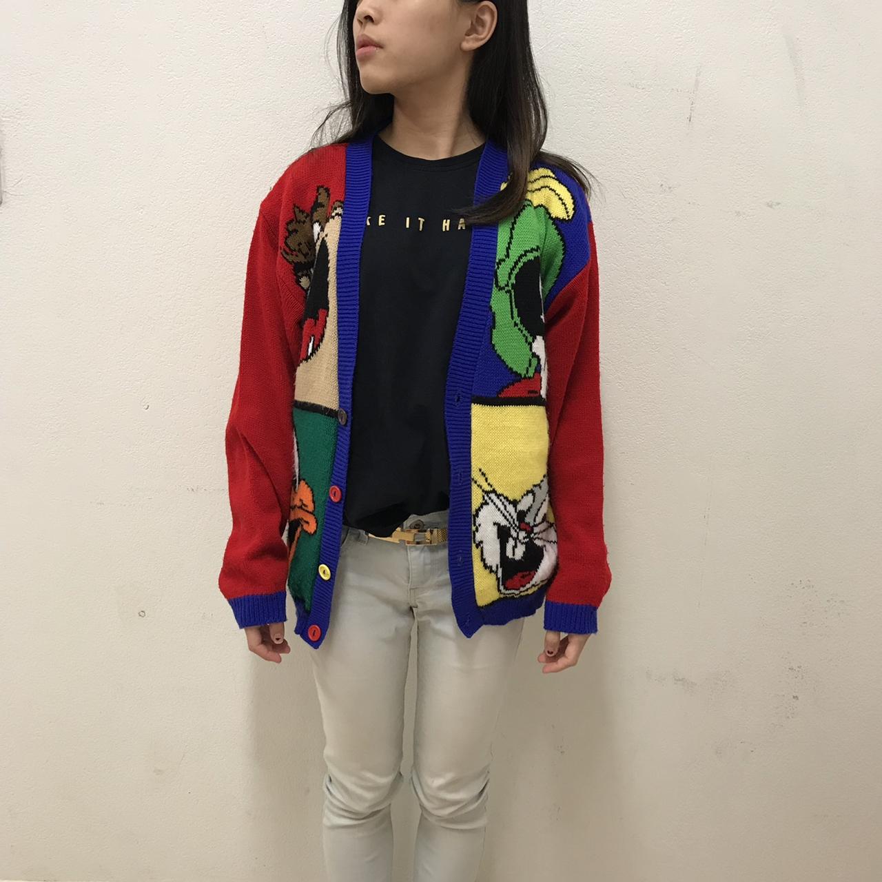 Looney Tunes Women's Cardigan | Depop