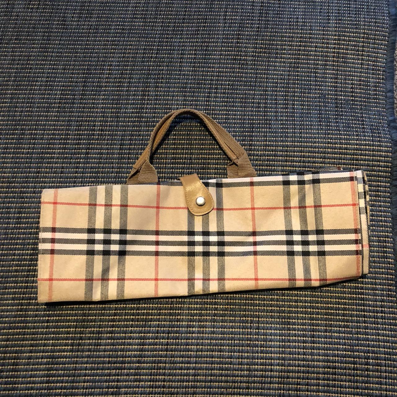 Check foldable shopper bag - Depop