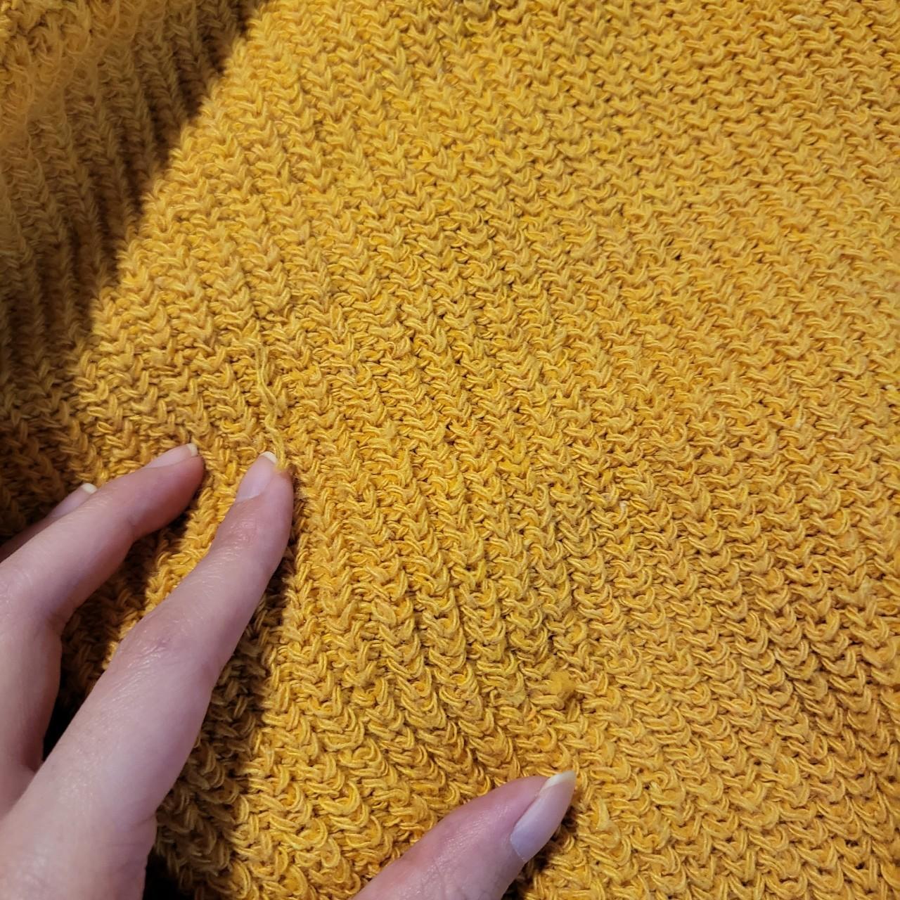 Women's Yellow Jumper | Depop