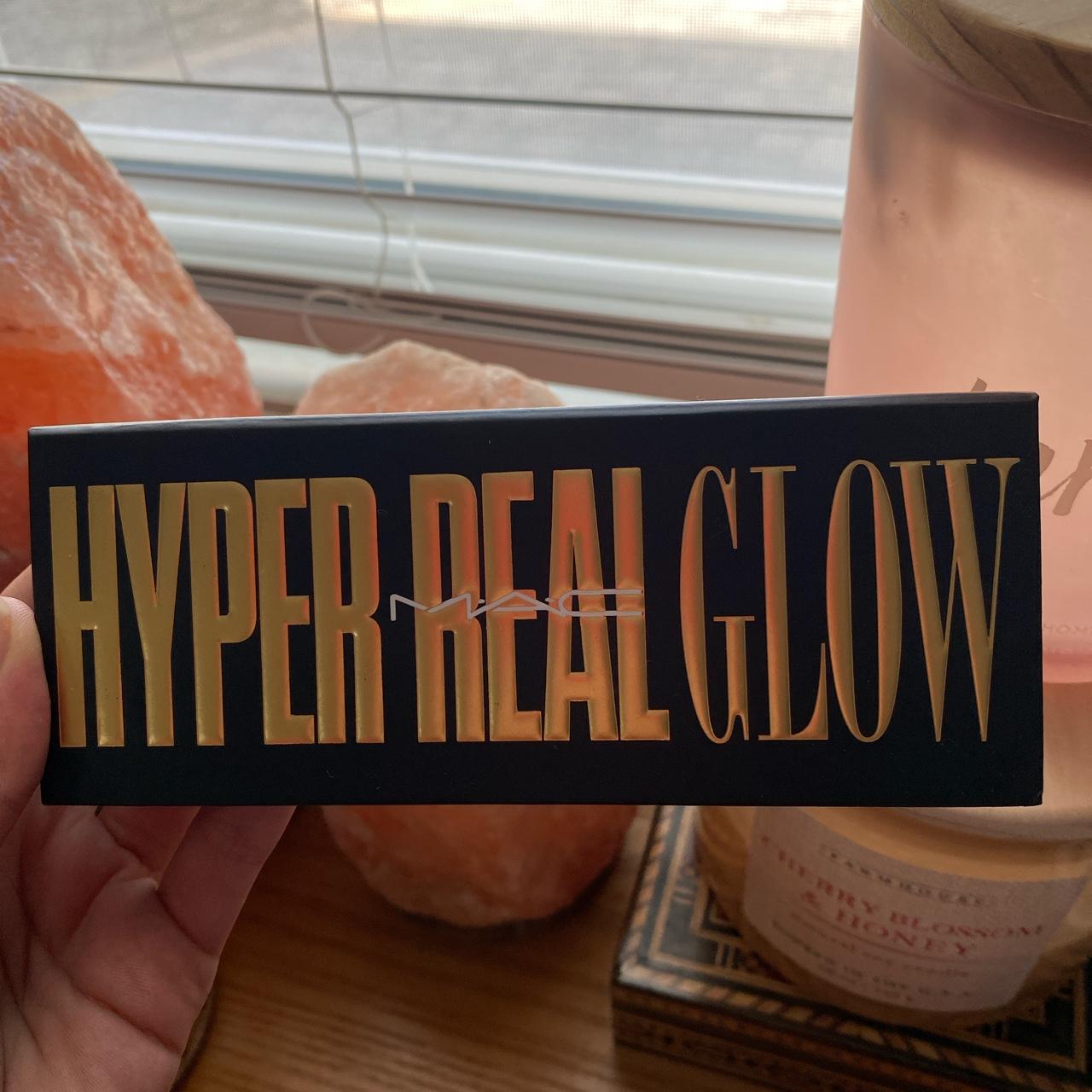 Mac Hyper Real Glow Highlighter Palette Champagne... - Depop