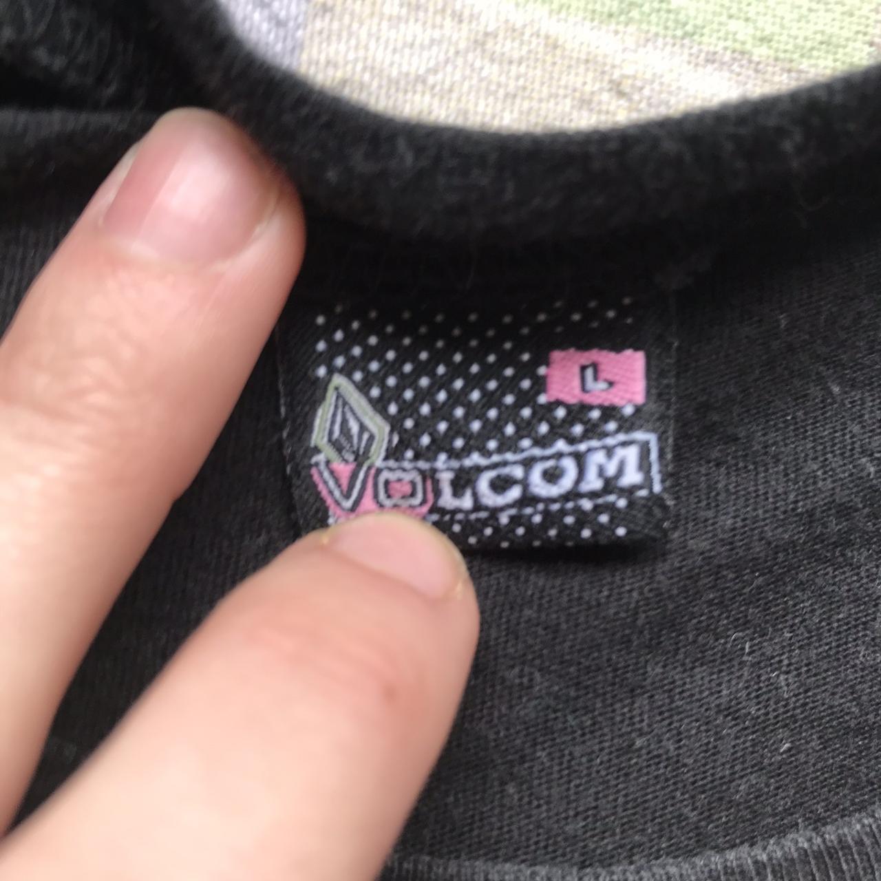 Volcom Women's Black T-shirt | Depop