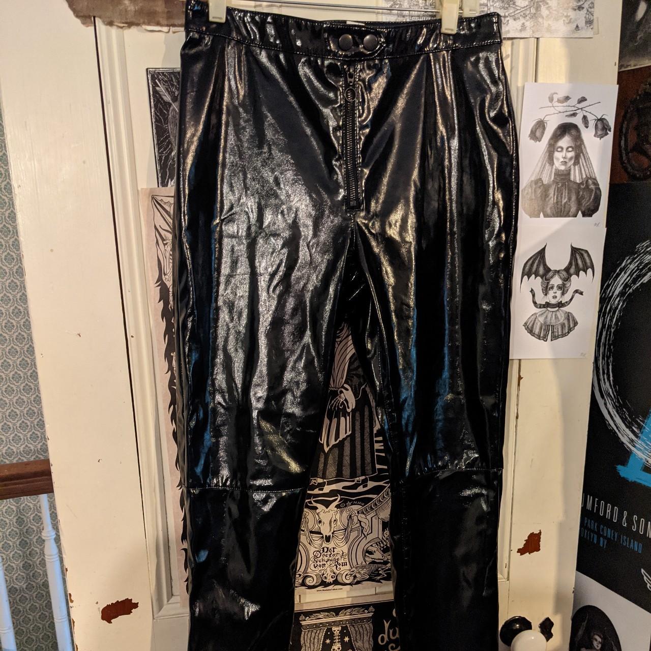 Women's Black | Depop