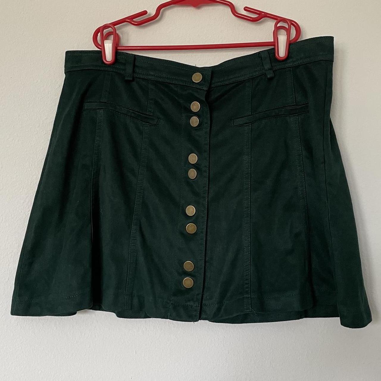 forrest green suede mini skirt🌲🐸 pretty a-line skirt... - Depop