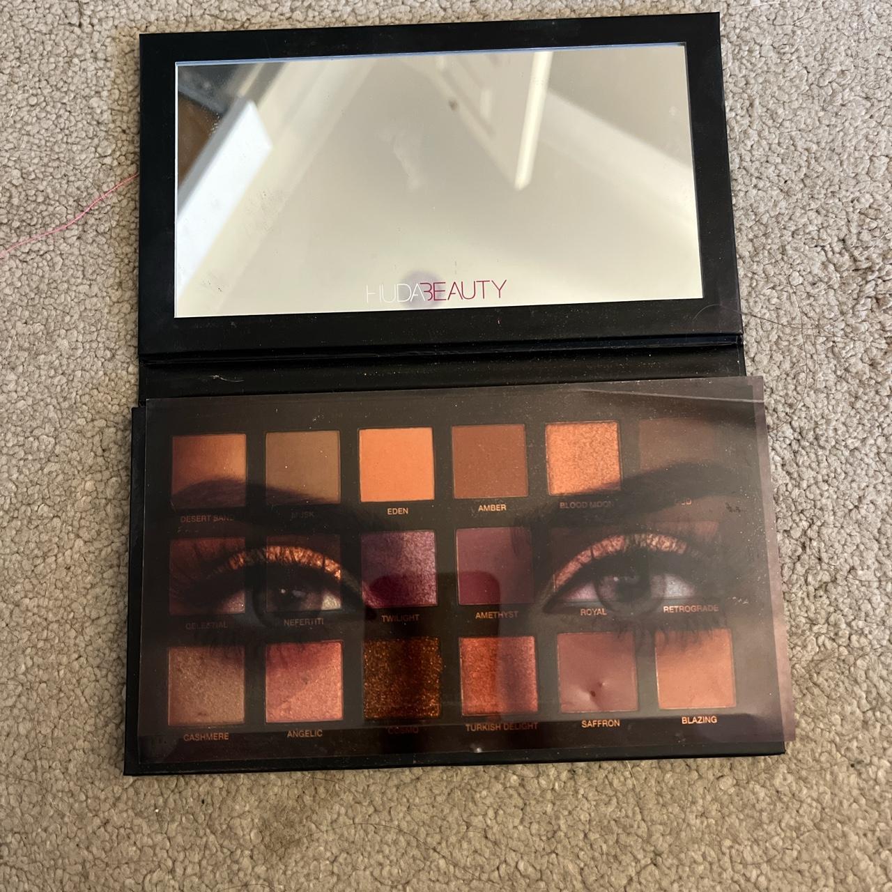 HUDA BEAUTY desert dusk palette 🫶🏼 This is amazingg,... - Depop