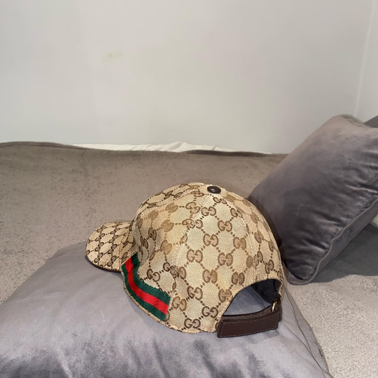 Men’s M Gucci hat. Adjustable strap at the rear.... - Depop