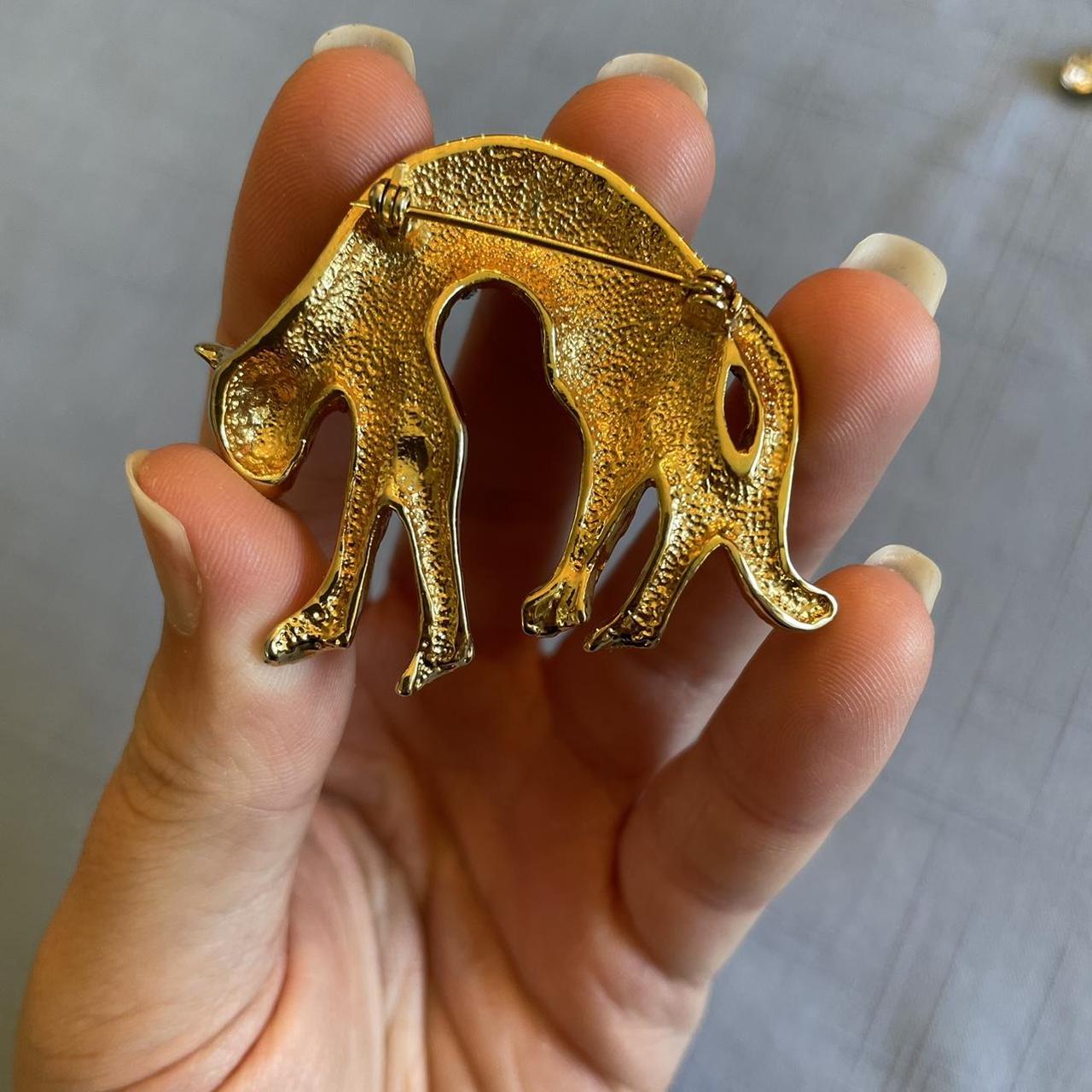 Vintage jaguar bejeweled pin / brooch From around... - Depop