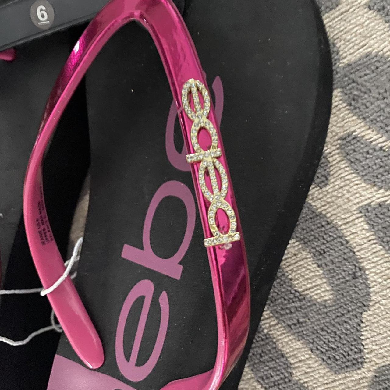 Bebe • NWT 90s Flip-Flops Adorable black and pink... - Depop