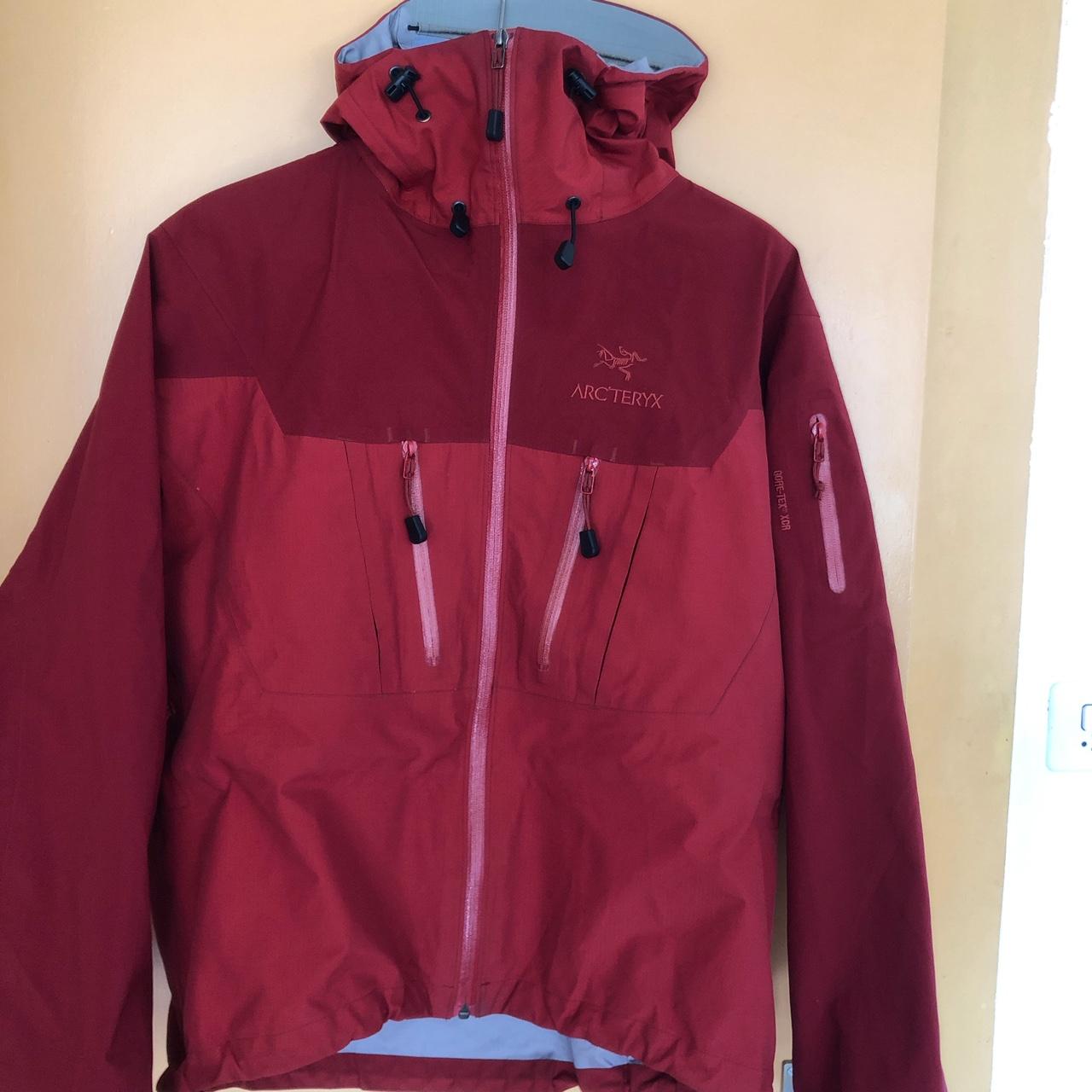 arcteryx alpha sv sangria from the early 2000s size | Depop arcteryx alpha sv sangria from the early 2000s size | Depop