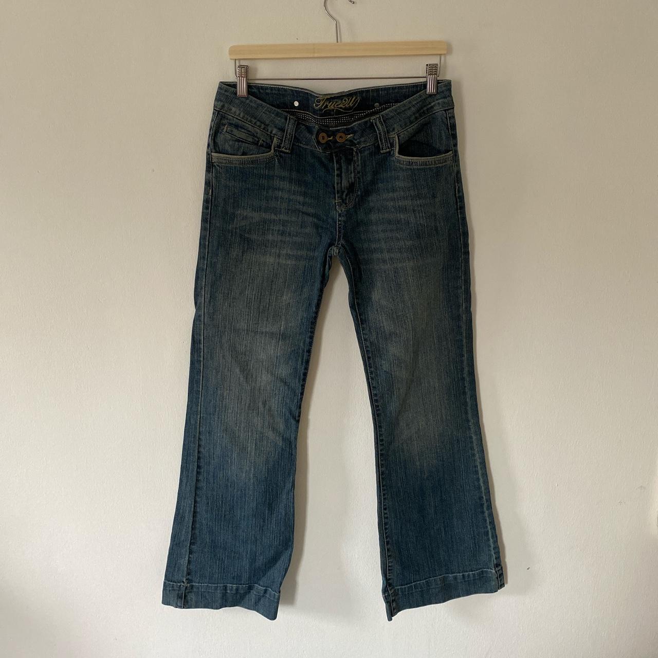 Low rise mid wash straight leg jeans 30 inch... - Depop