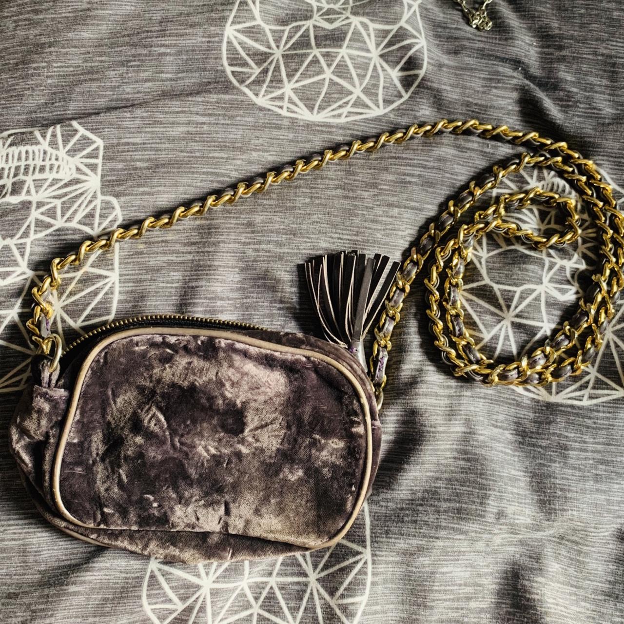 INSTANT BUY IS ON - no need to message to ask if... - Depop