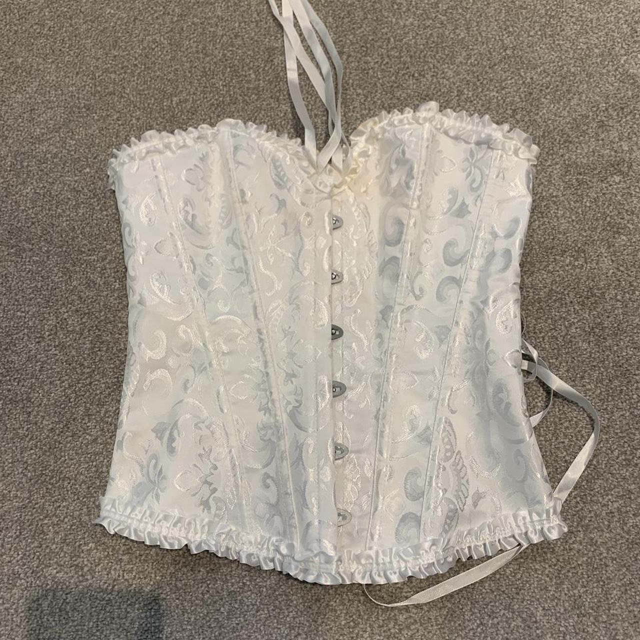 Gorgeous Ivory Coloured Corset Worn Once For Depop