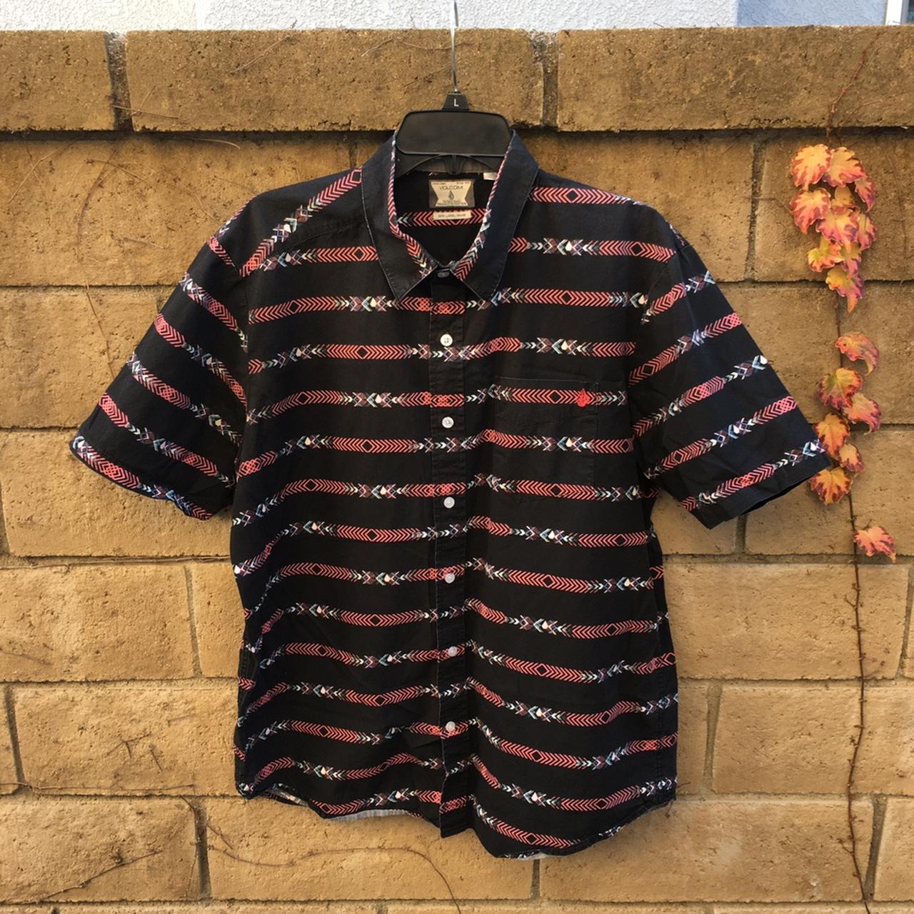 men’s Volcom button up shirt shirt sleeve button up... - Depop
