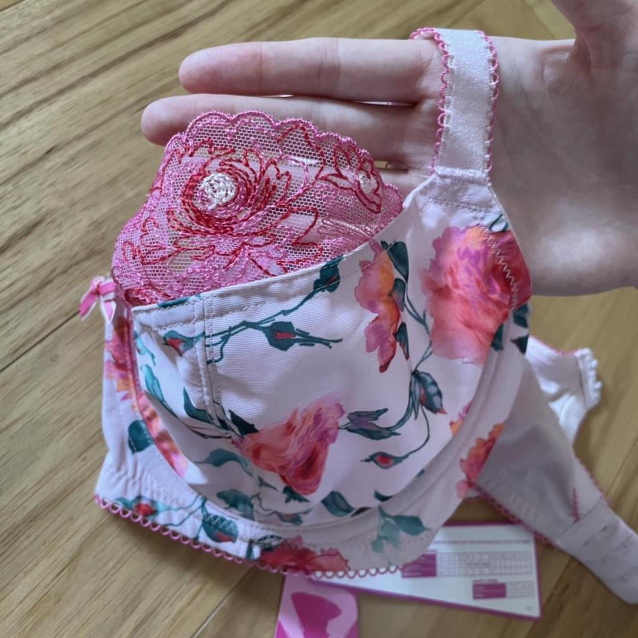 Gorgeous rose bra from Panache 32F! Cleo by panache... - Depop