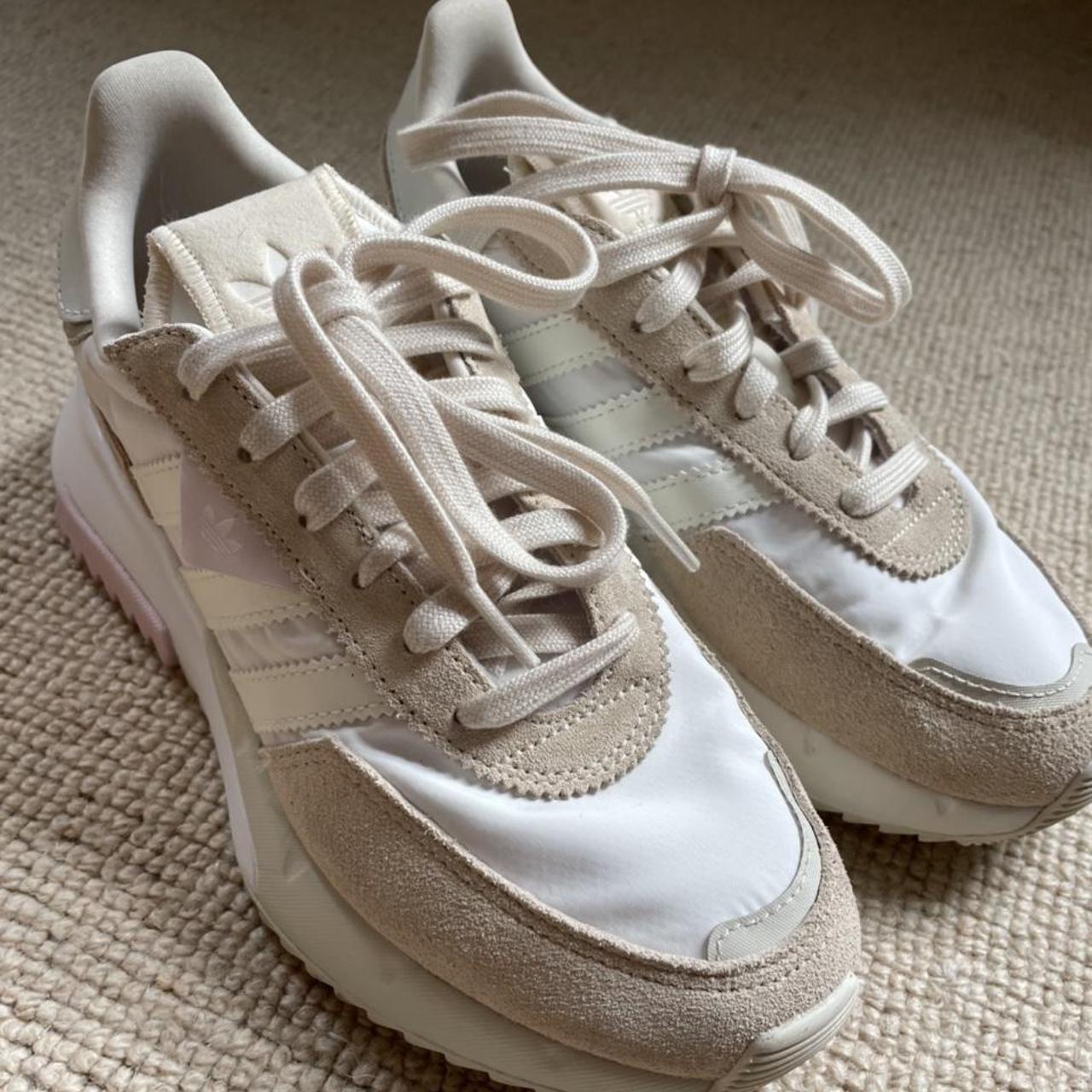 Adidas Retropy F2 trainers size 4. Only been worn... - Depop