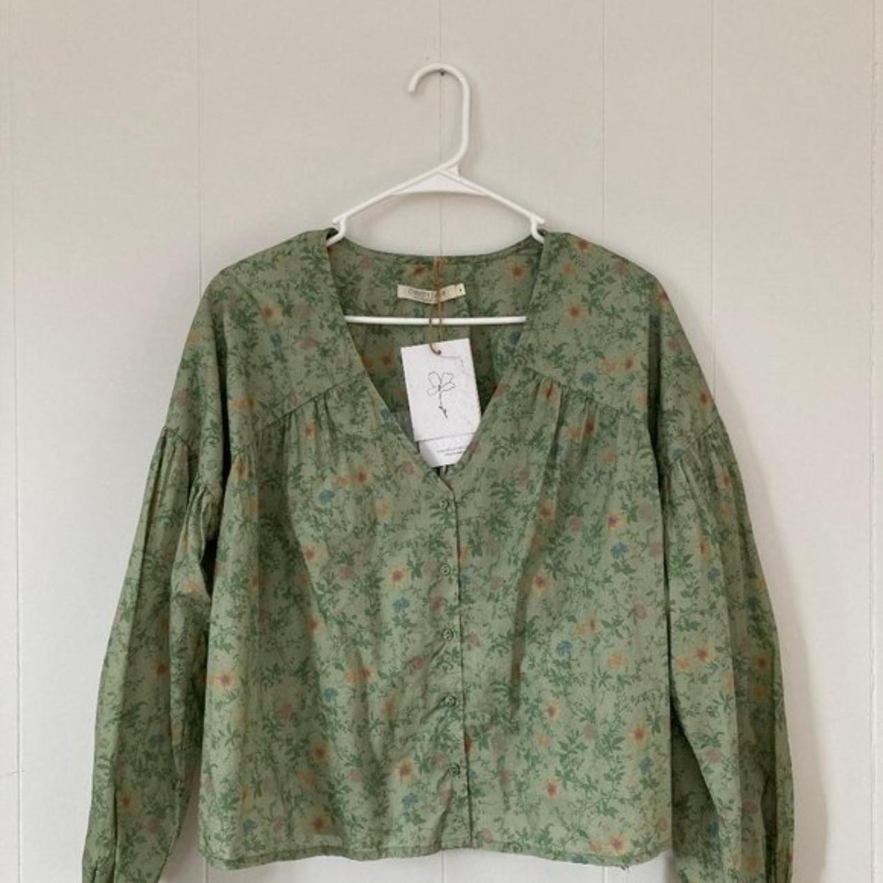 Christy Dawn Layne Top NWT With long, ballooned... - Depop