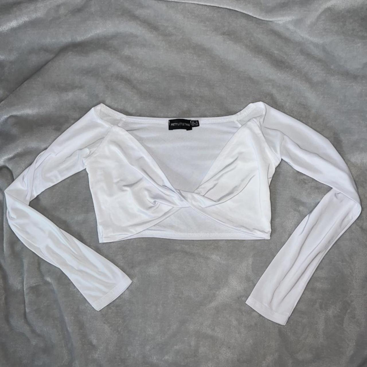 🤍 super flattering PLT white slinky Bardot / on the... - Depop