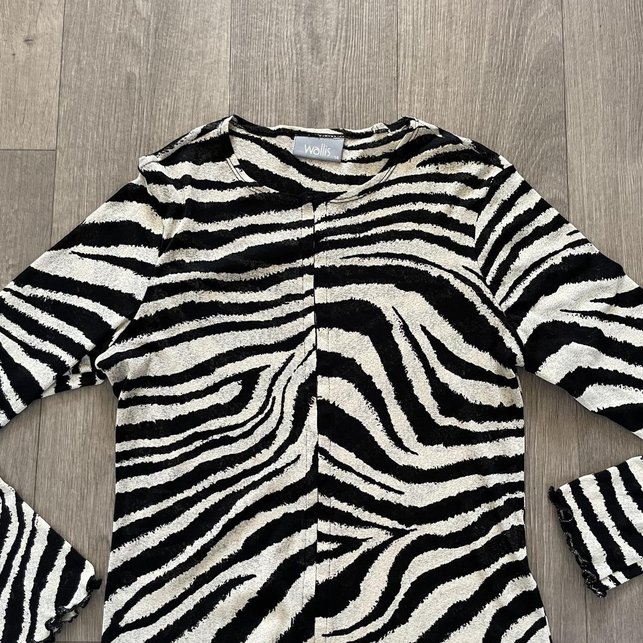 Gorgeous y2k 00s style zebra print black and white... - Depop