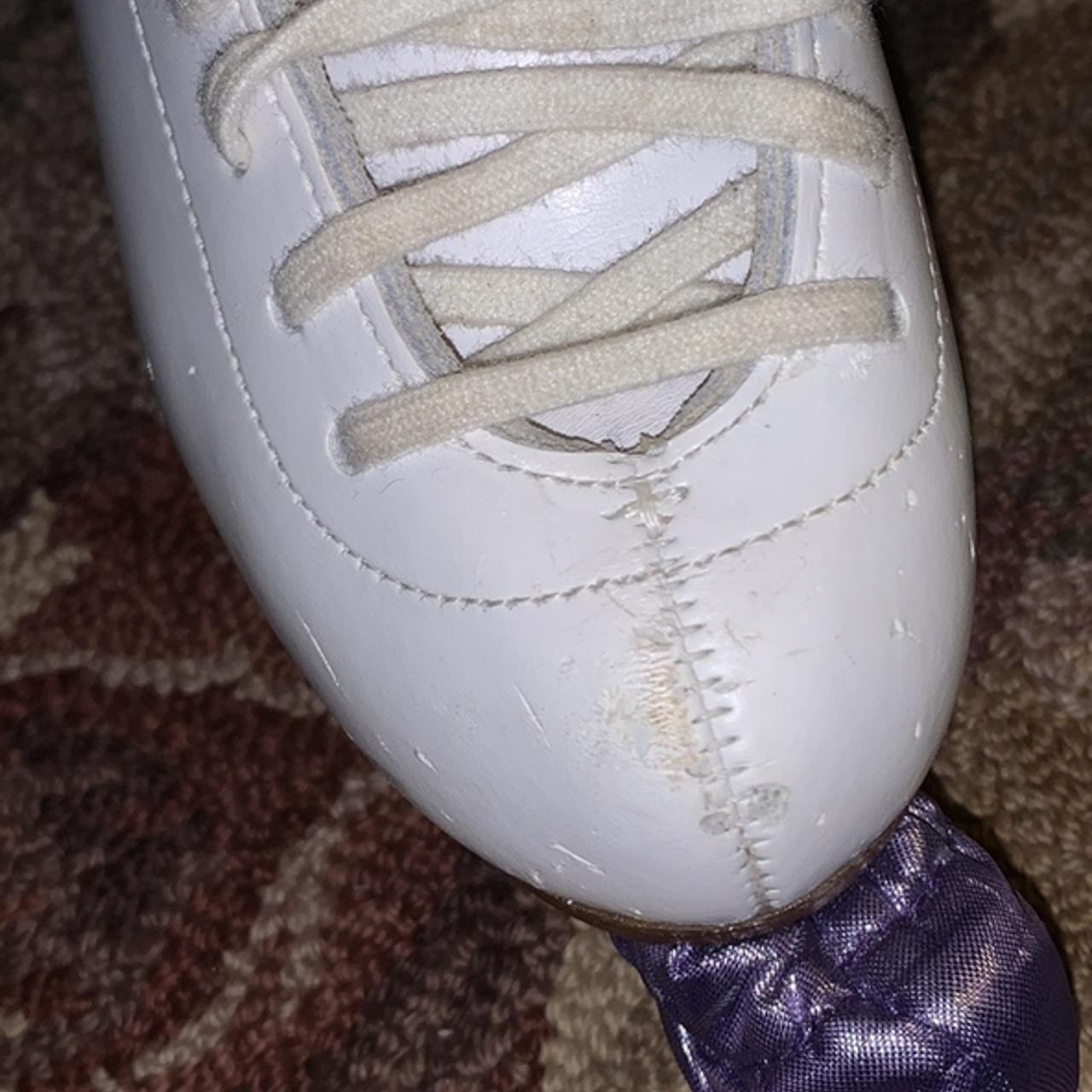 Scuffed Riedell Ice Skates SIZE: Children’s... - Depop