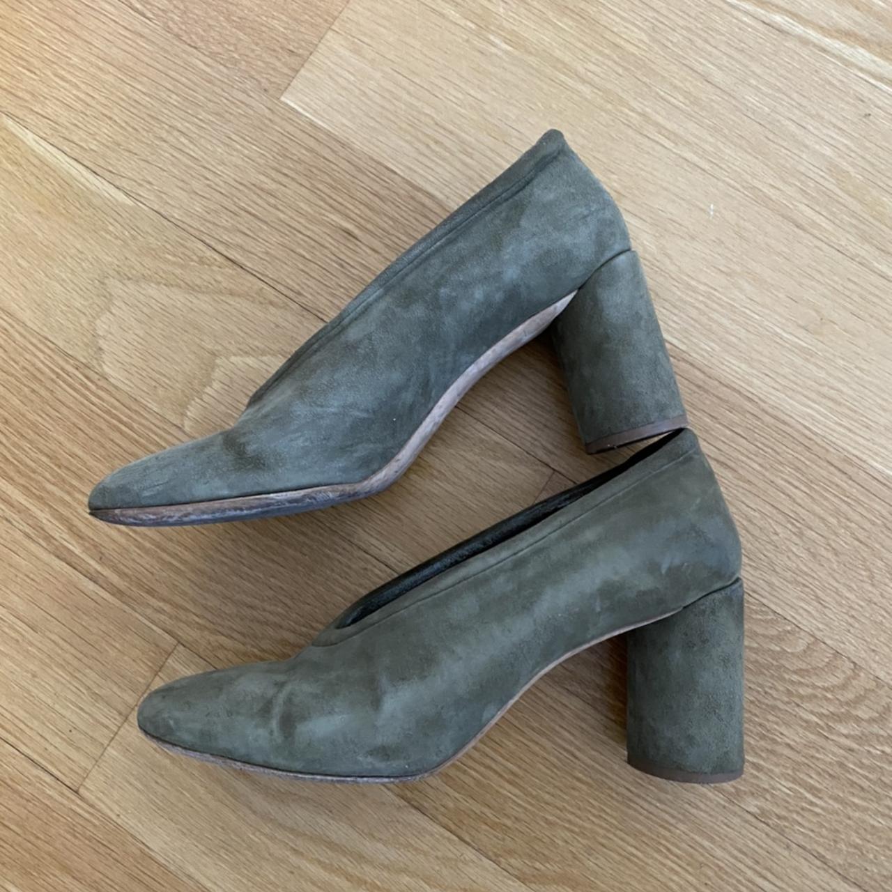COS green suede block heels Size 40 / Fits a US... - Depop