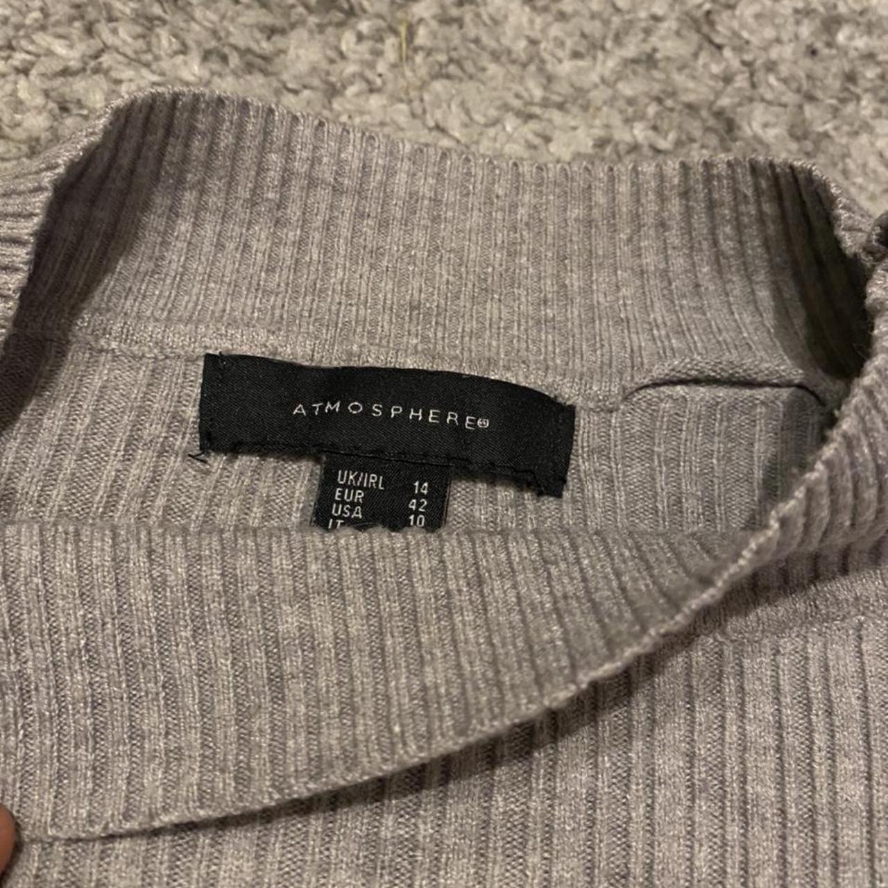 Ribbed grey stretchy bodycon top from primark, worn... - Depop