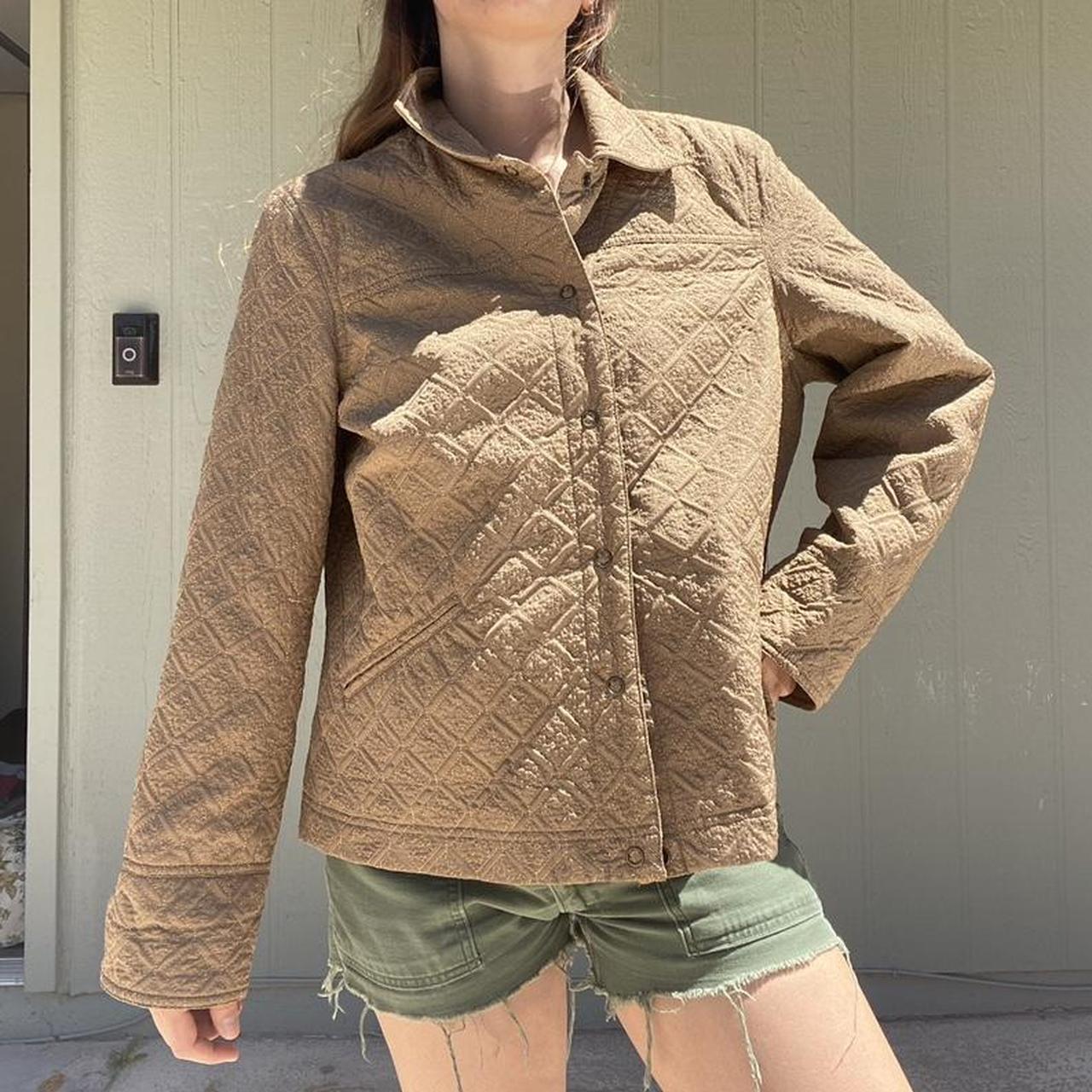 Vintage 100% poly Quilted tan light brown barn chore... - Depop