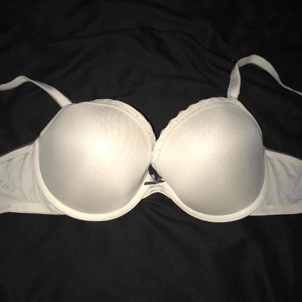 white bra 34D - Depop