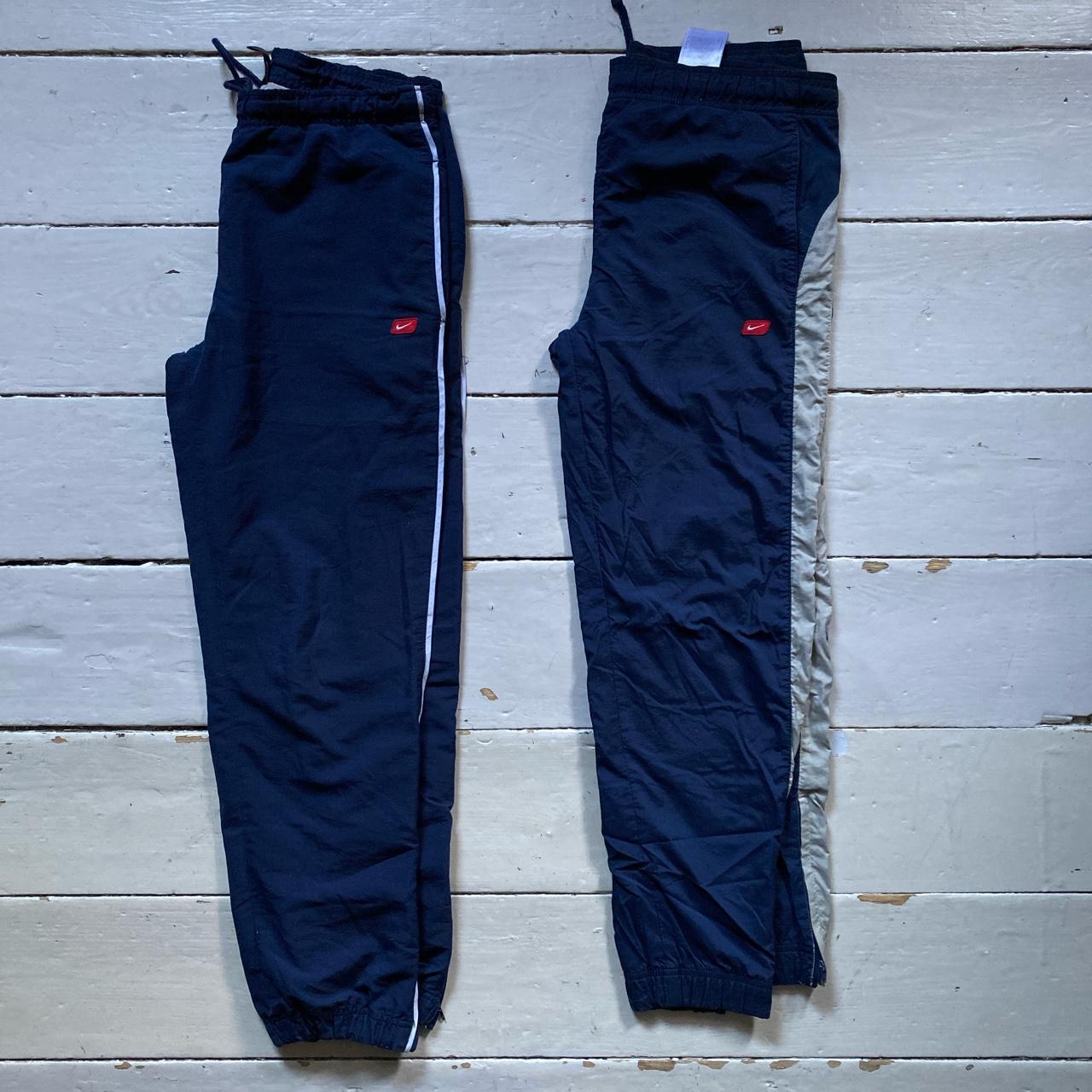 Nike Vintage Shell Bottoms Womens Navy and Red 🌊 In... - Depop