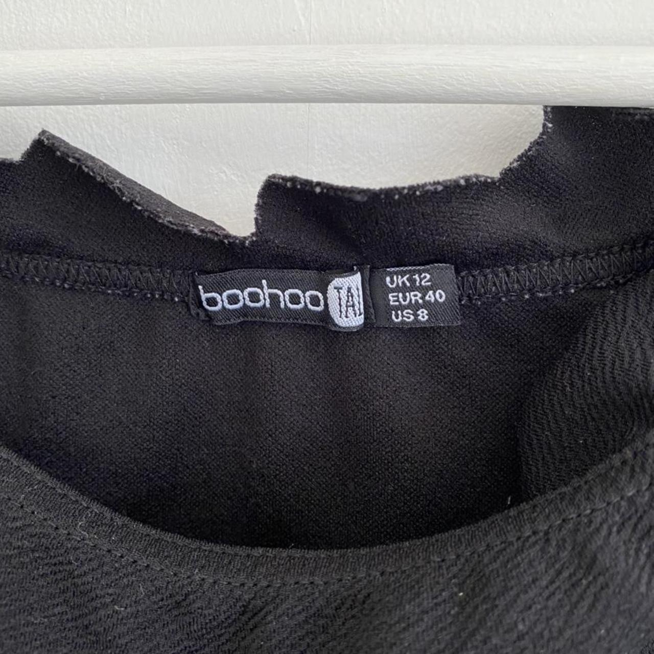 Boohoo UK12 Black bodycon dress with scallop off... - Depop