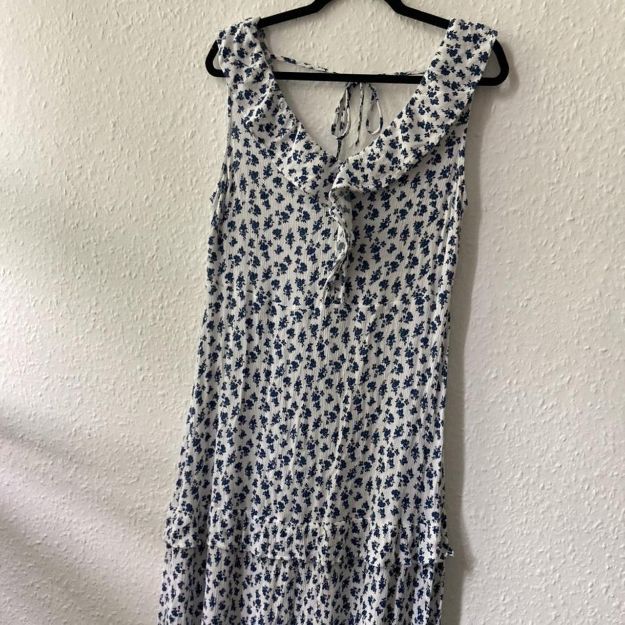 Summer maxi Dress F&F Size UK16 White with blue... - Depop