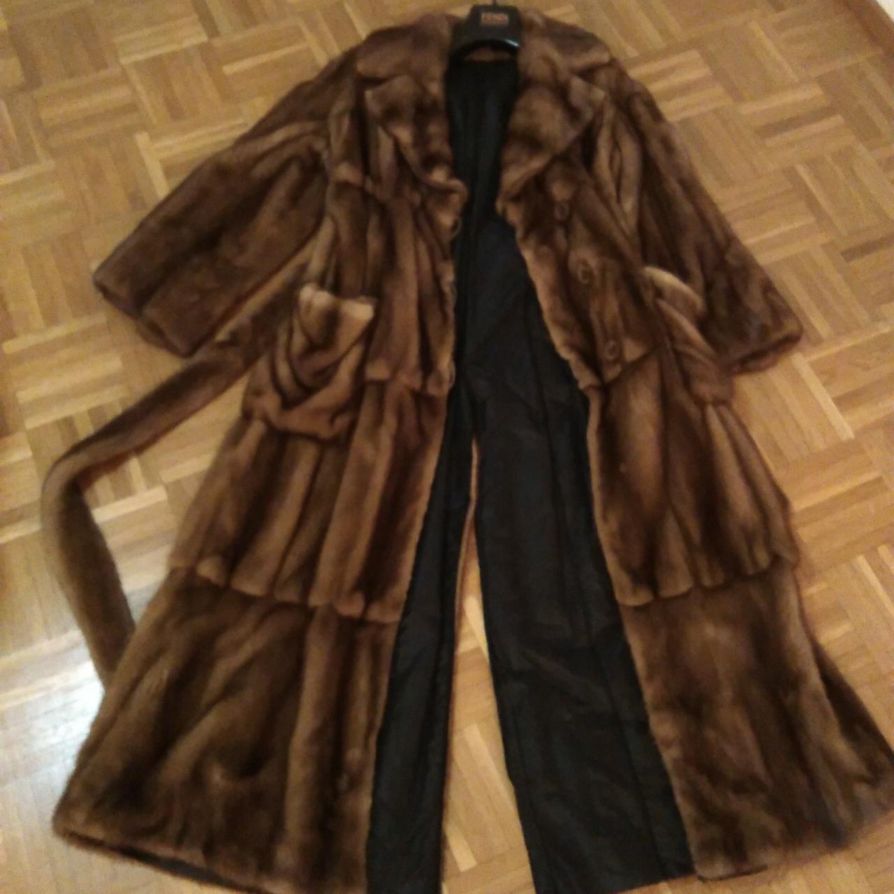 #FENDI #PELLICCIA #VISONE SELVATICO. Stupenda... - Depop