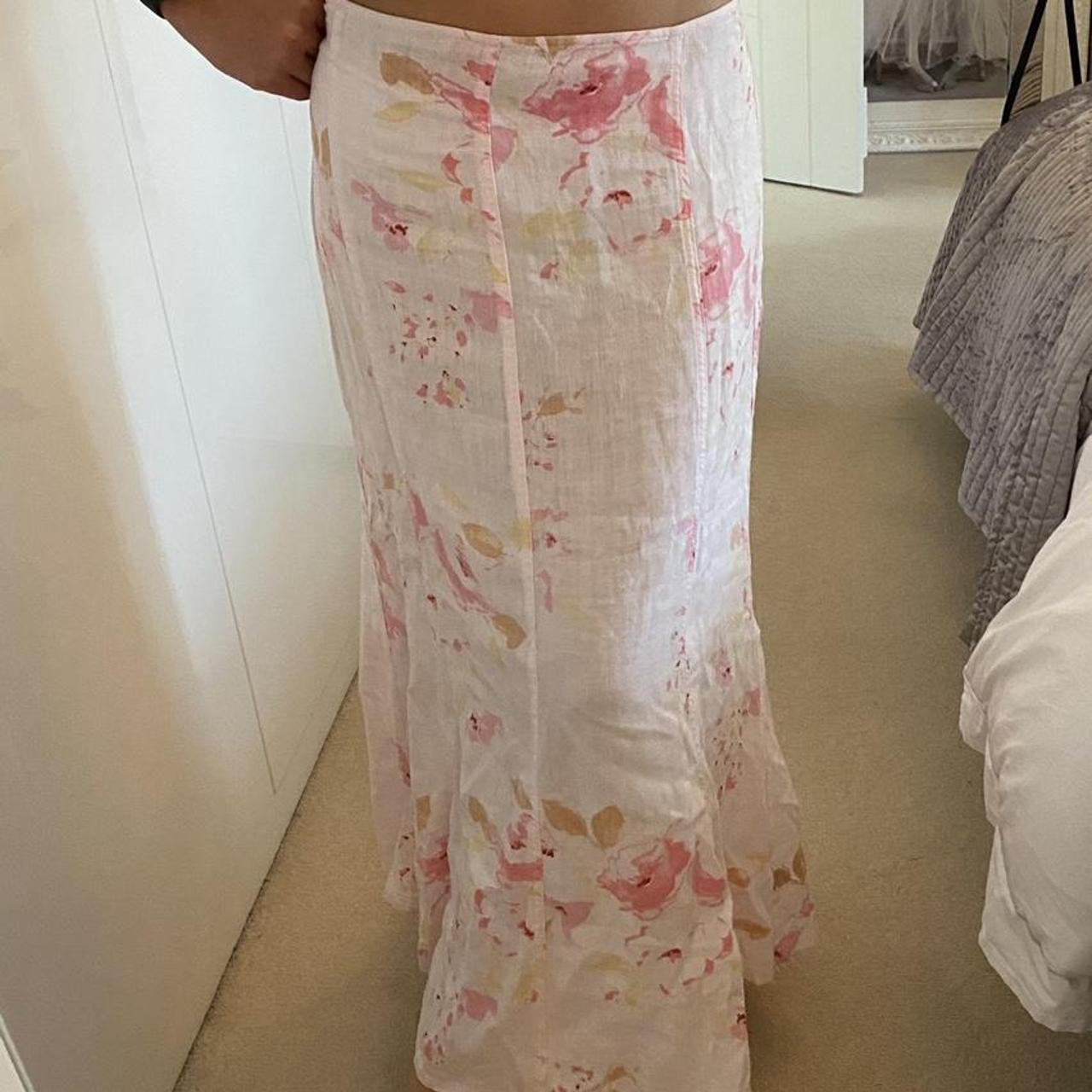 sick pink floral linen maxi skirt Obsessed with... - Depop