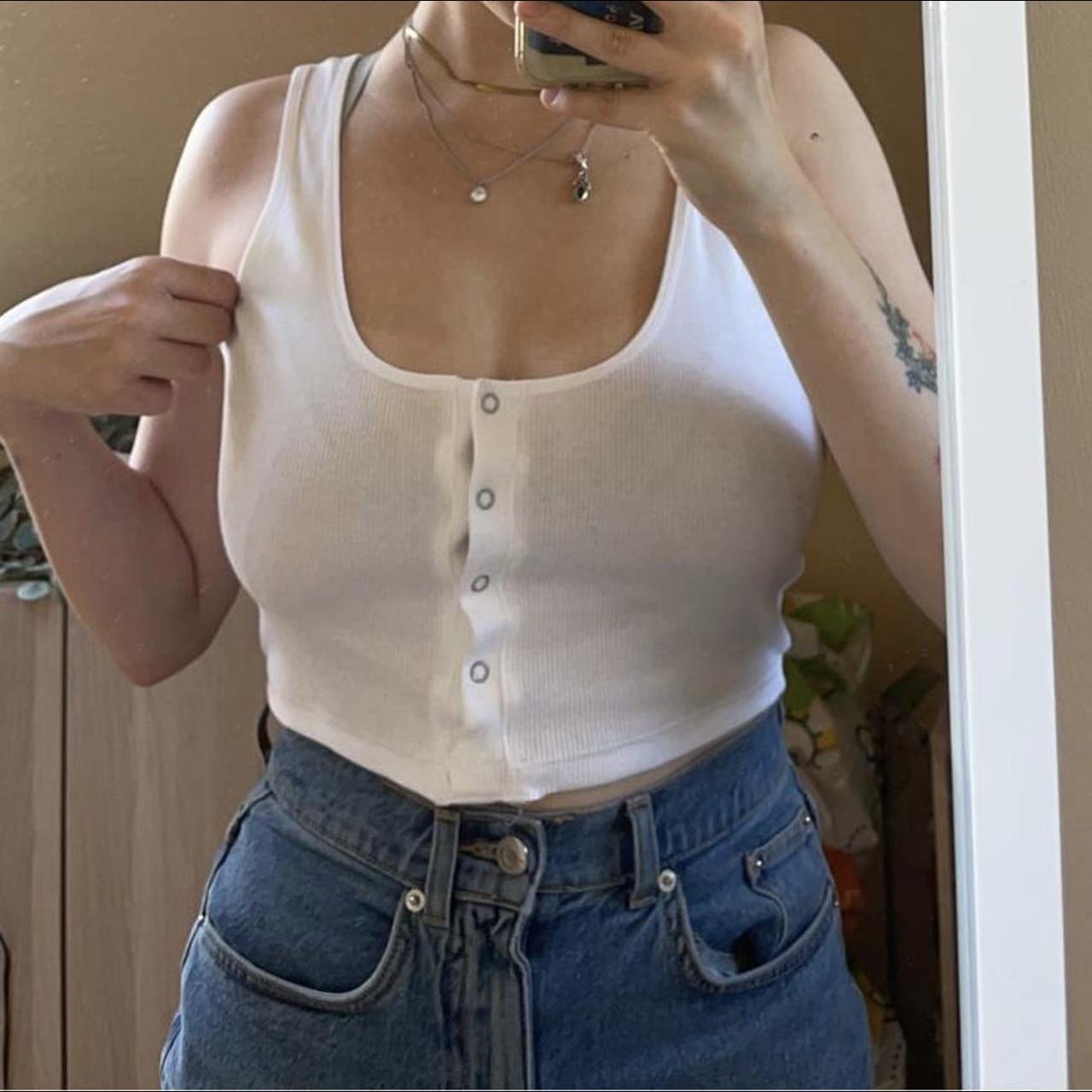 ~~ Cute white button up top Size 8 - Fuller bust @... - Depop ~~ Cute white button up top Size 8 - Fuller bust @... - Depop