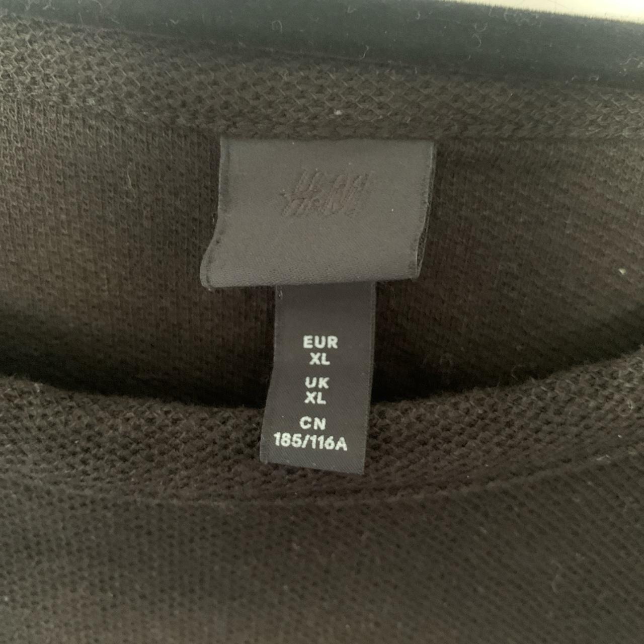 Men’s slogan textured tshirt from H&M, only worn... - Depop