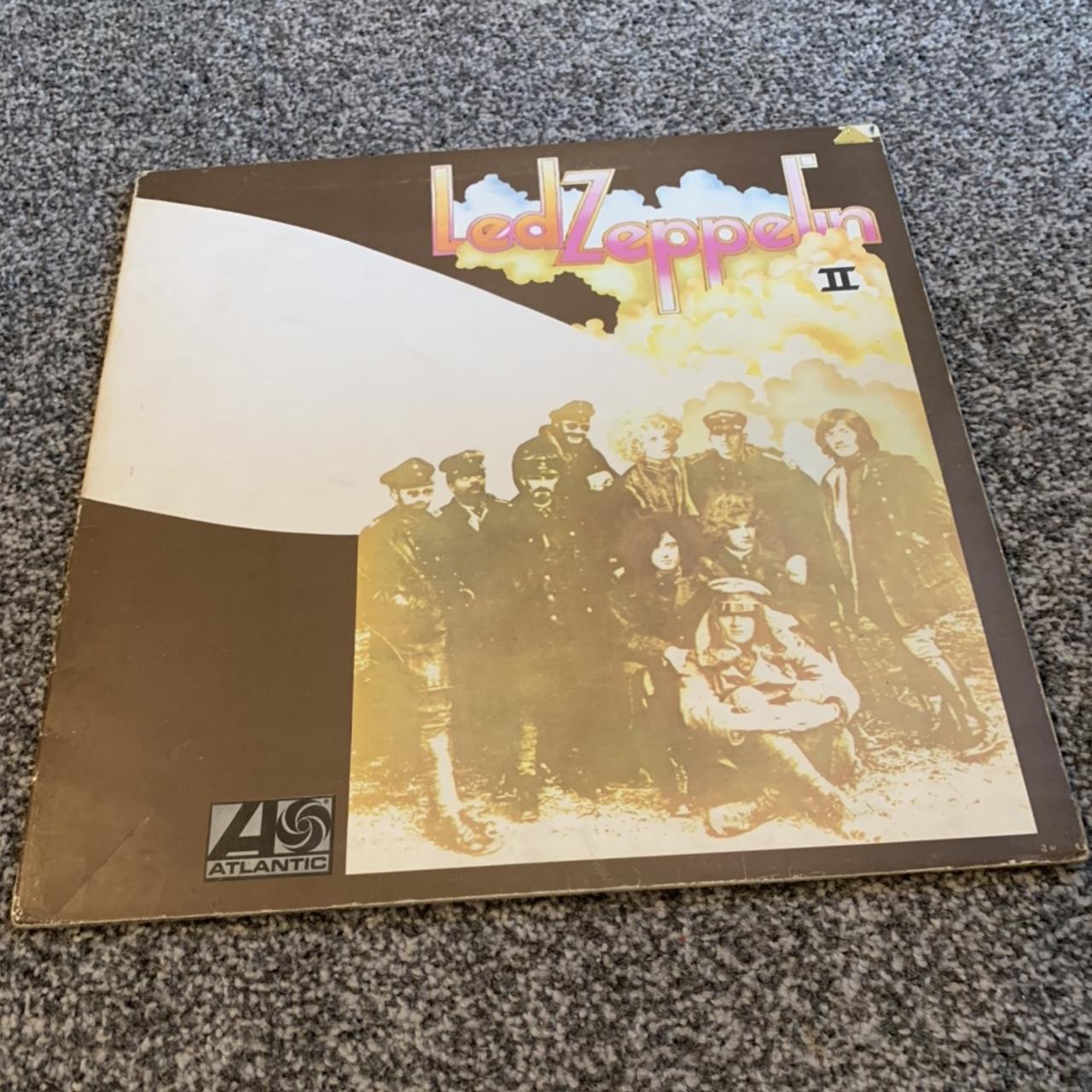 Led Zeppelin II LP- Original pressing (1969) Very... - Depop
