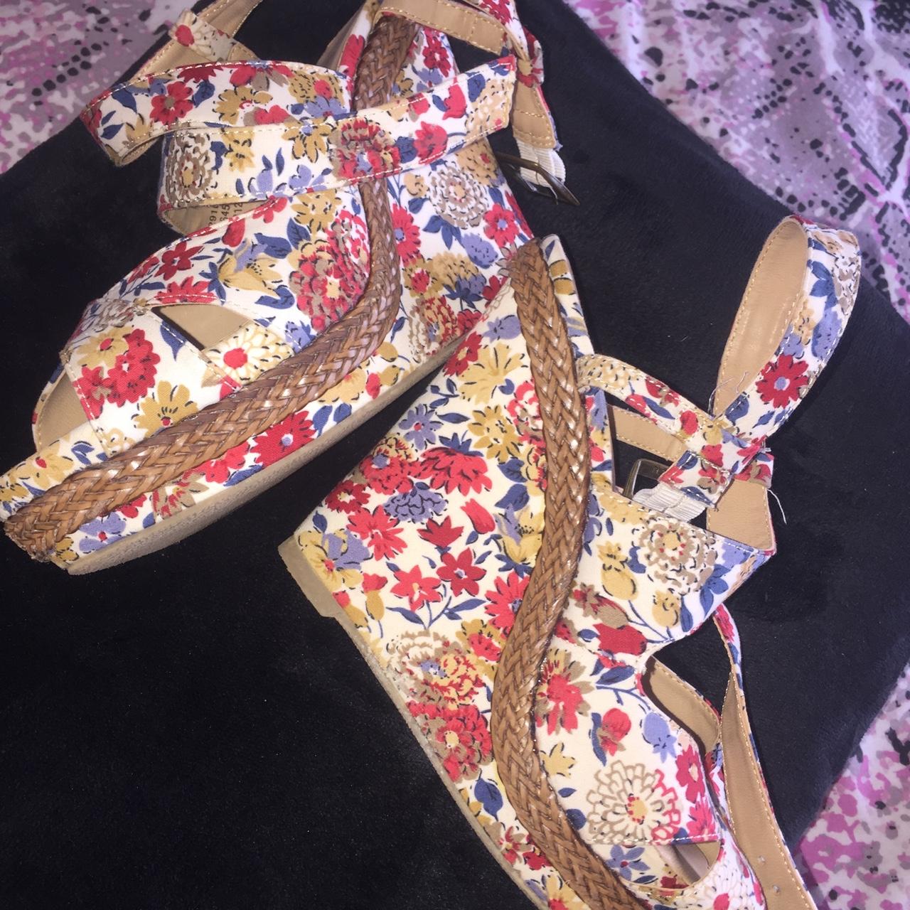 FLOWER STYLE WEDGES!!! Perfect condition, have NEVER... - Depop