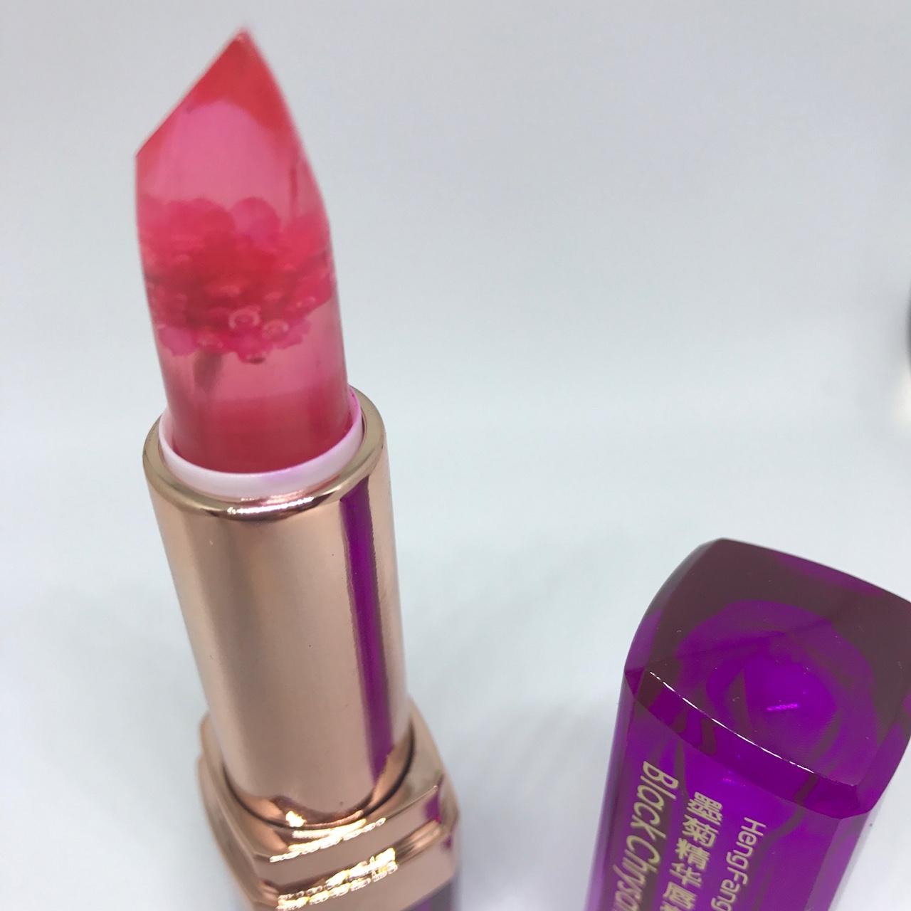 Colour changing lipsticks with šŗ flower inside... - Depop Colour changing lipsticks with šŗ flower inside... - Depop