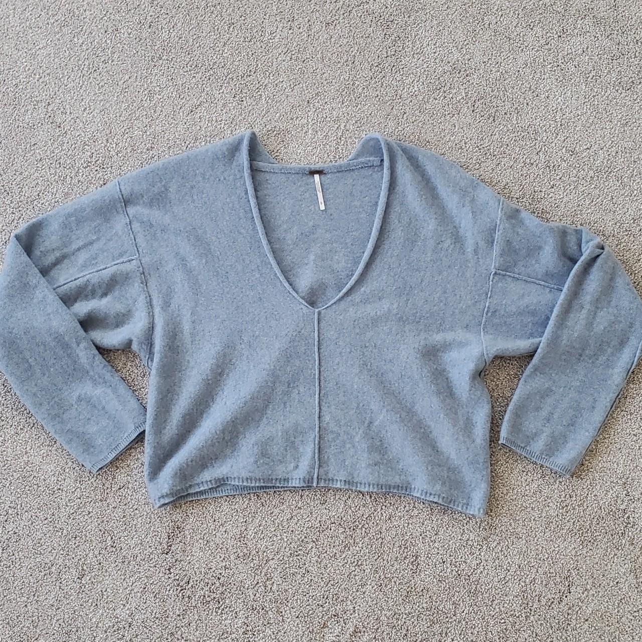 Description: Free People Deep V Neck cropped 100%... - Depop