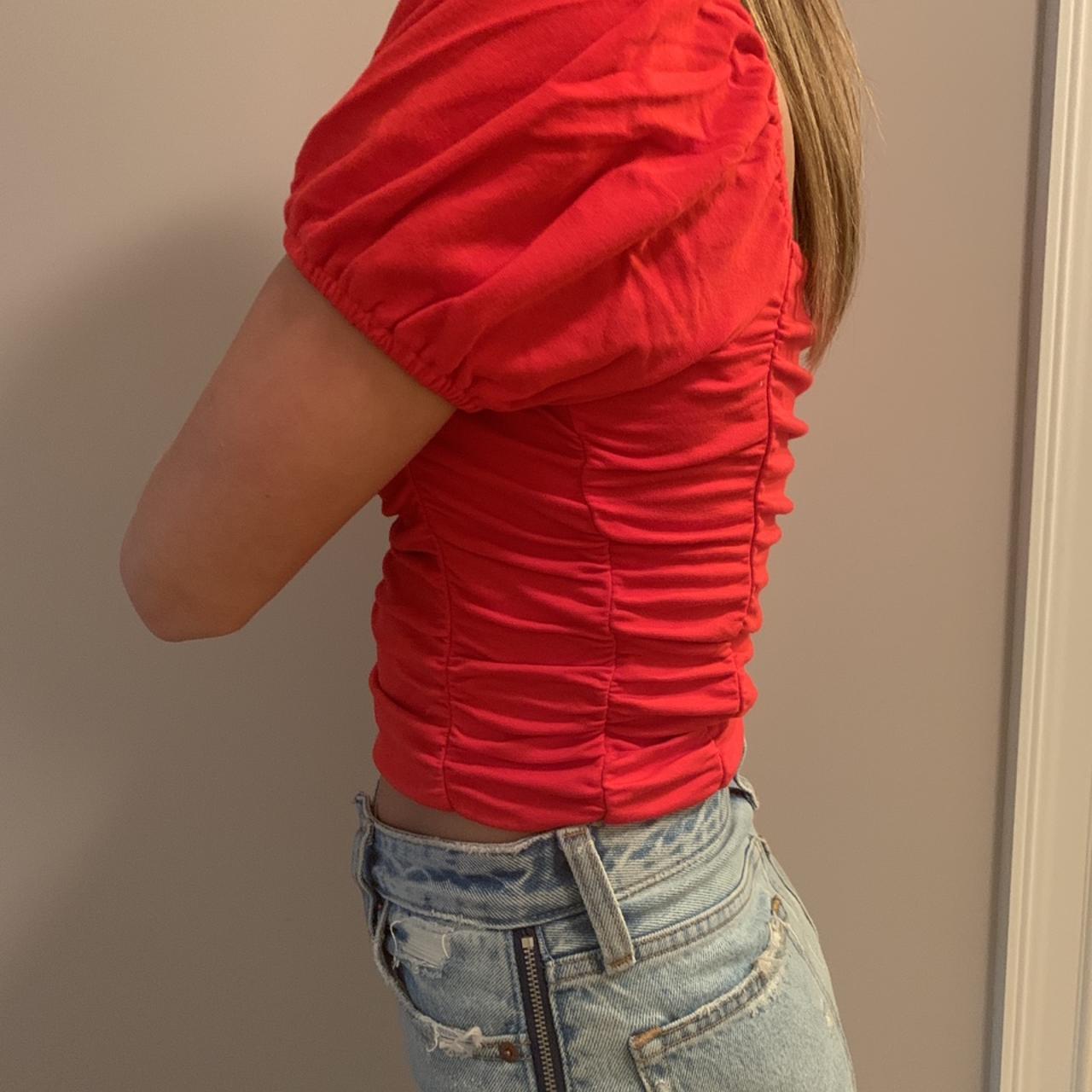 Cute red square neck top🌹 fits size small! #croptop - Depop