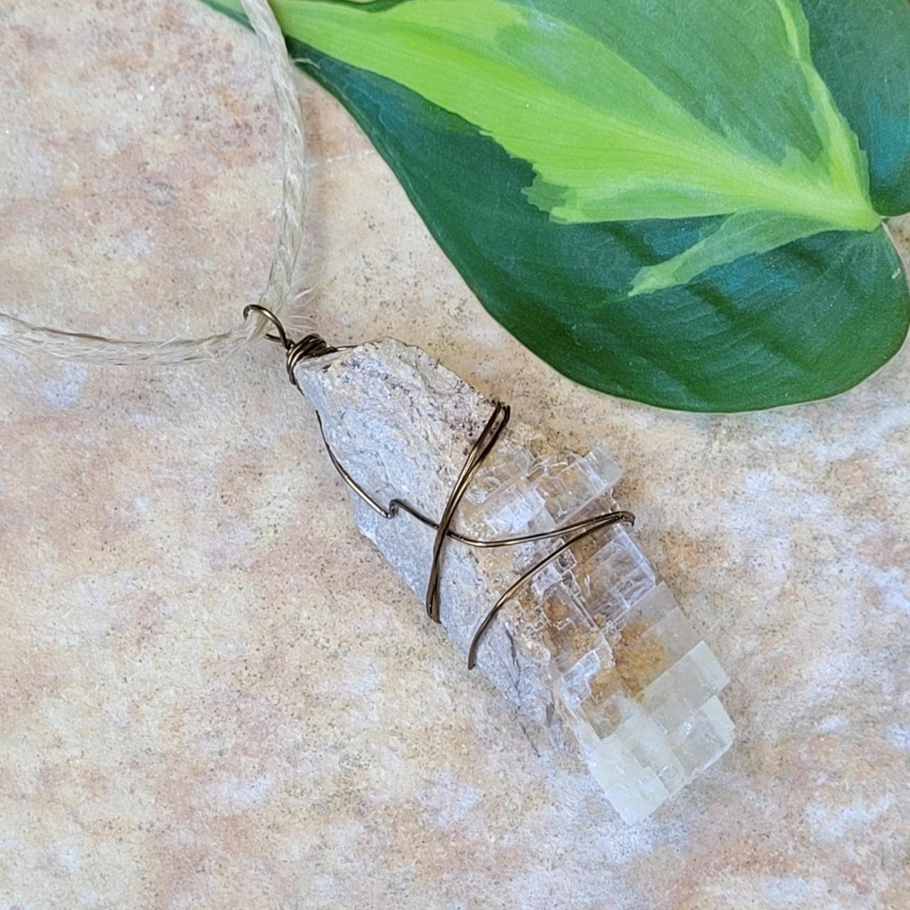 Genuine rough Calcite in matrix crystal... - Depop