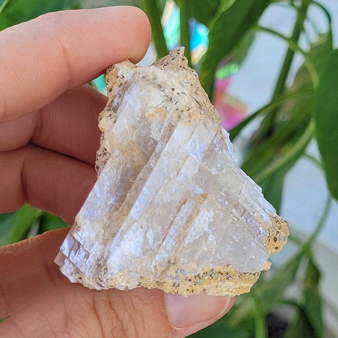 Genuine Calcite crystal specimen Measures 2" x... - Depop