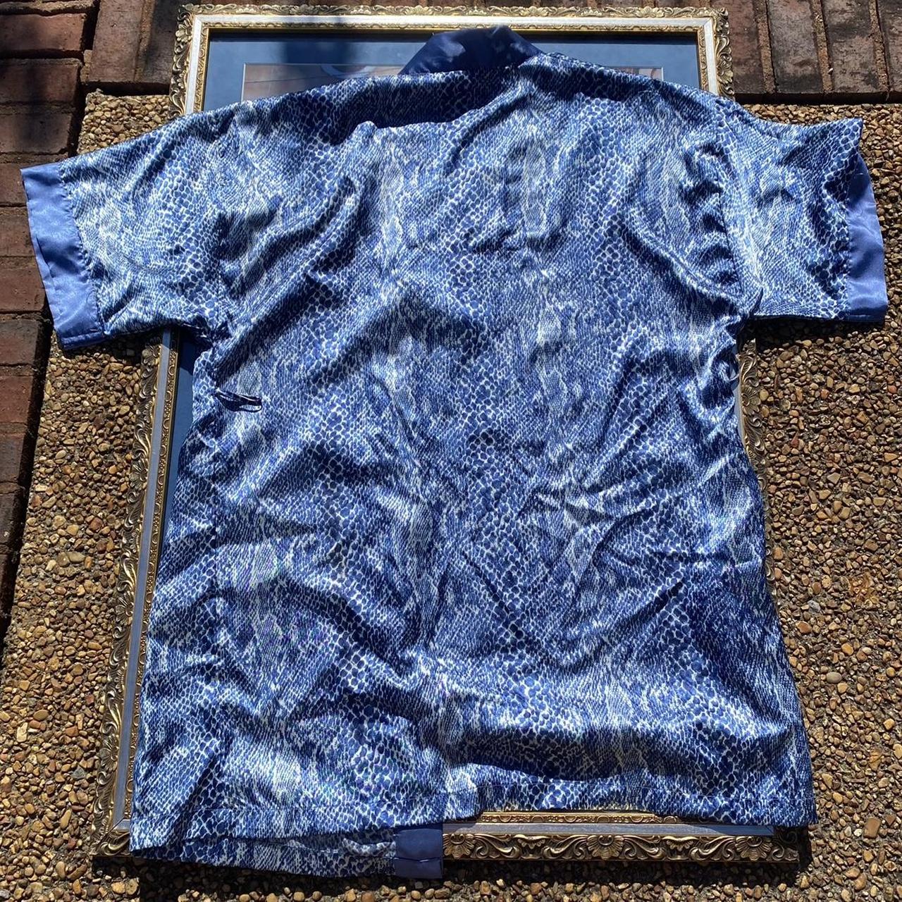 Vintage Contessa Di Roma silky robe Blue snakeskin... - Depop