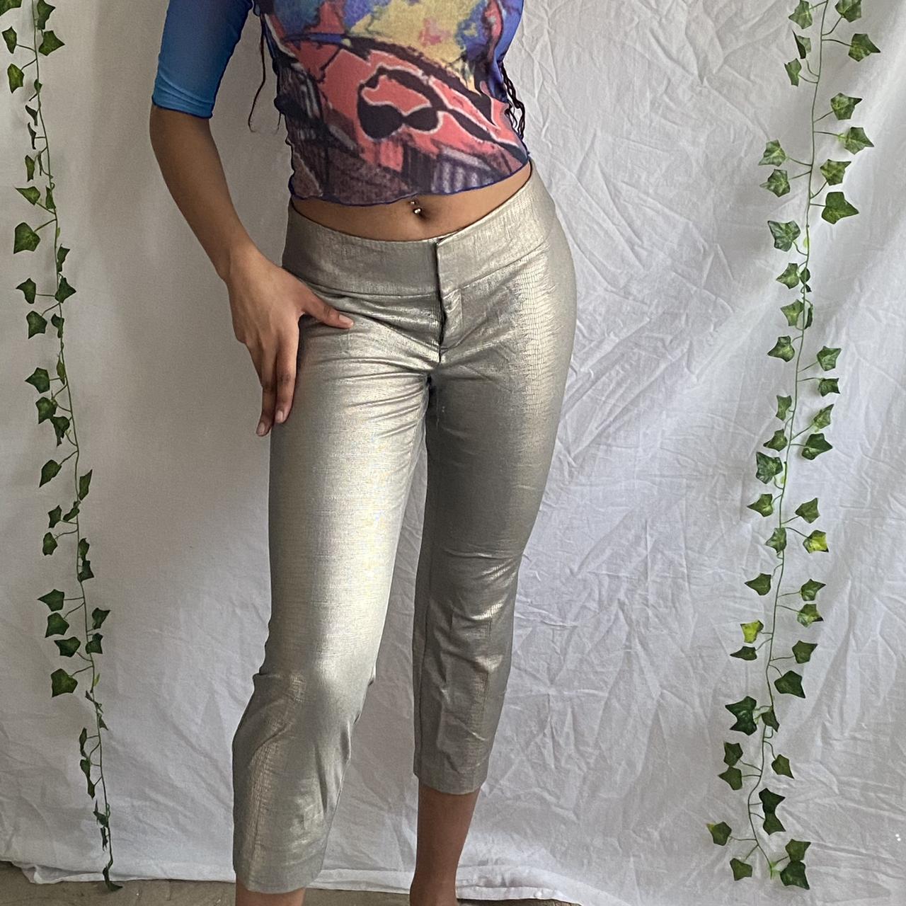 Vintage y2k metallic silver beige stretchy cropped... - Depop