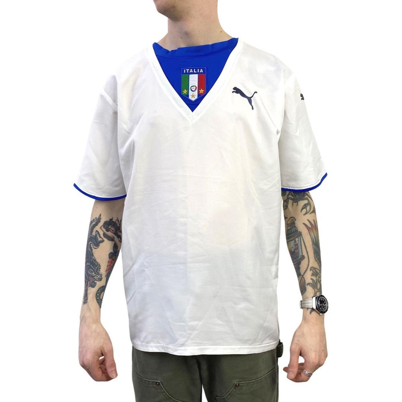 Puma Men's White and Blue T-shirt | Depop