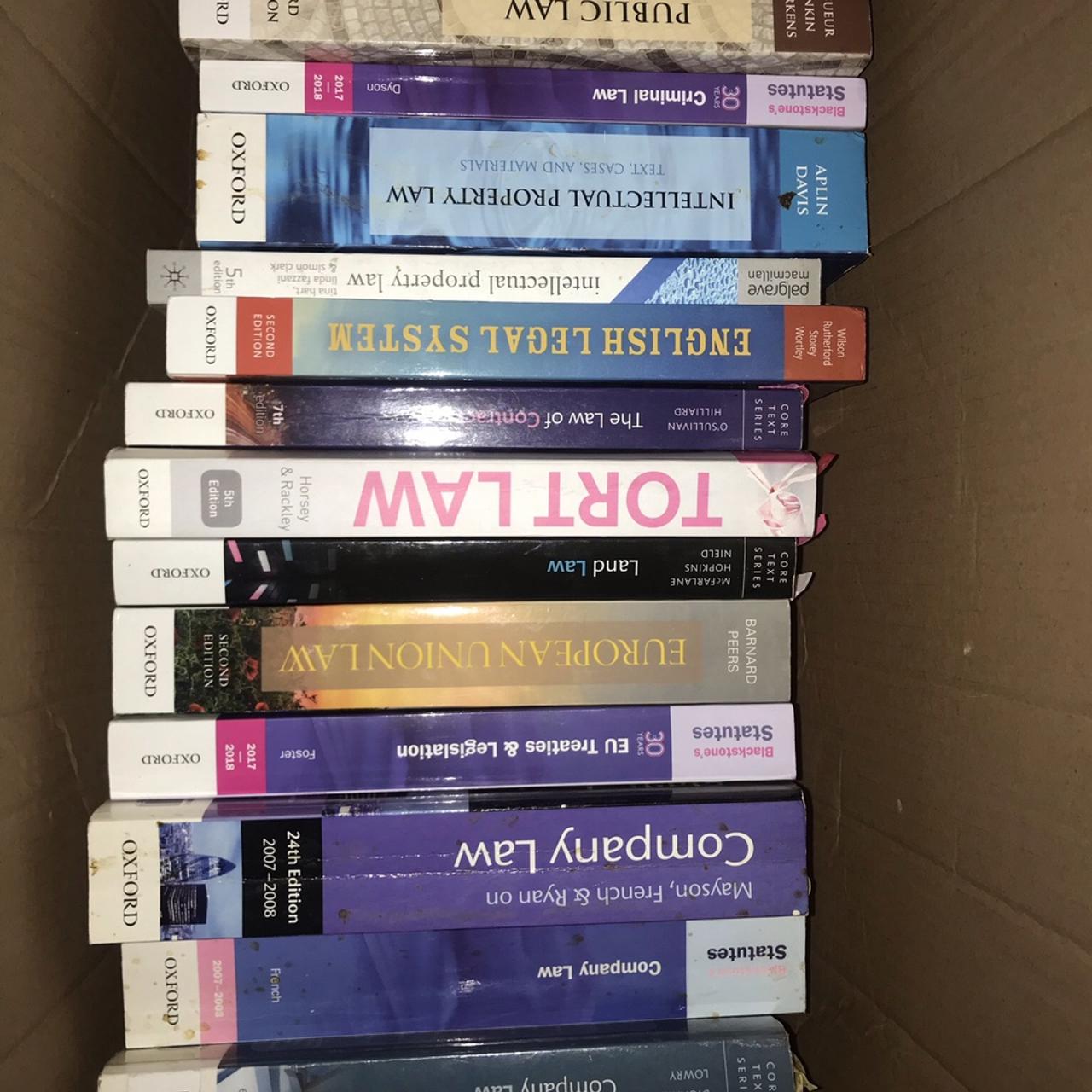 UNIVERSITY LAW STUDENT BOOKS MESSAGE FOR PRICES... - Depop
