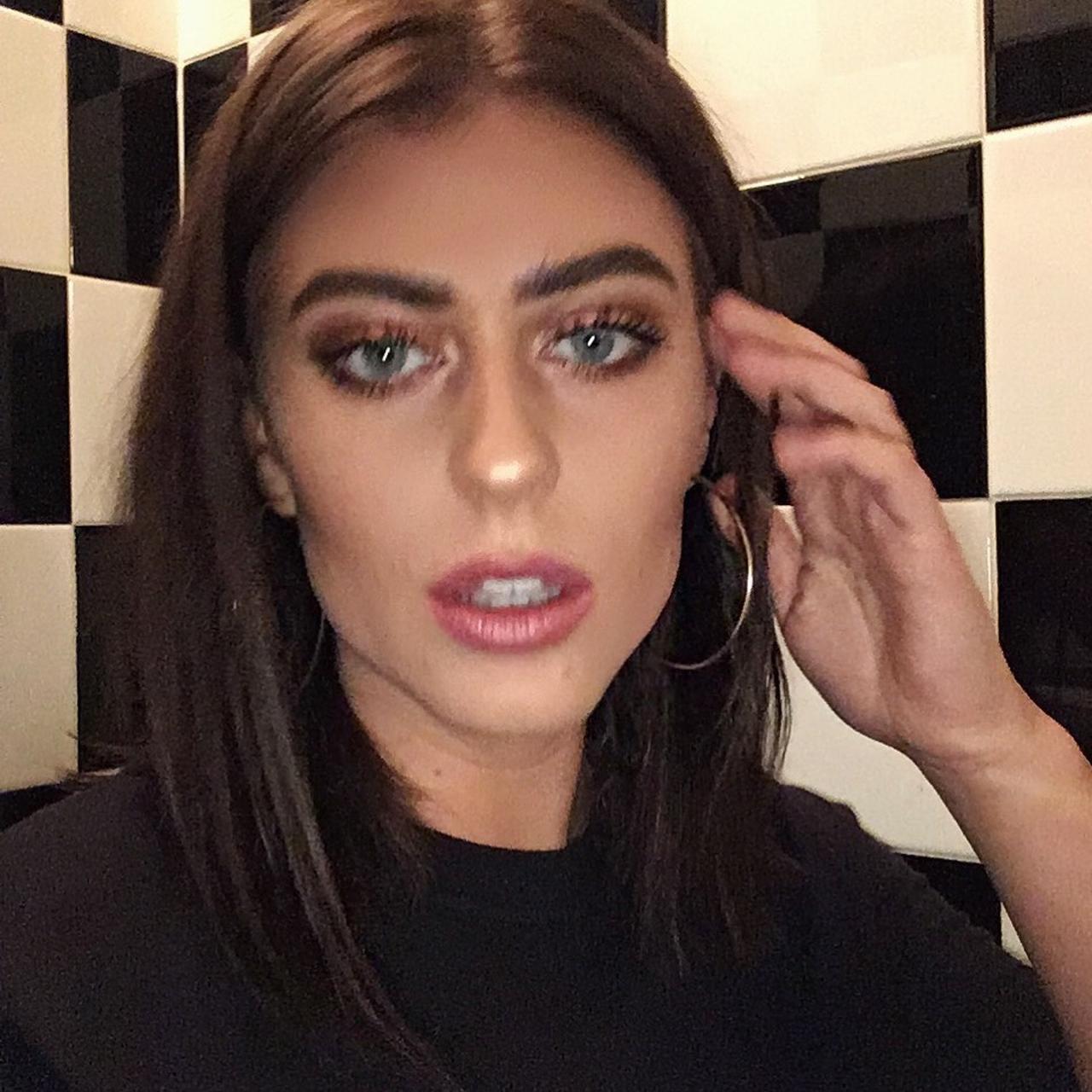 posting tomorrow lovely angels !!! lemme know what... - Depop