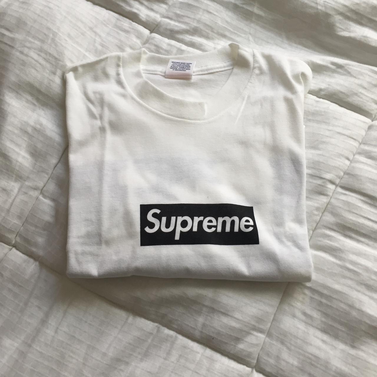 Supreme rizzoli logo box never out for the public... - Depop