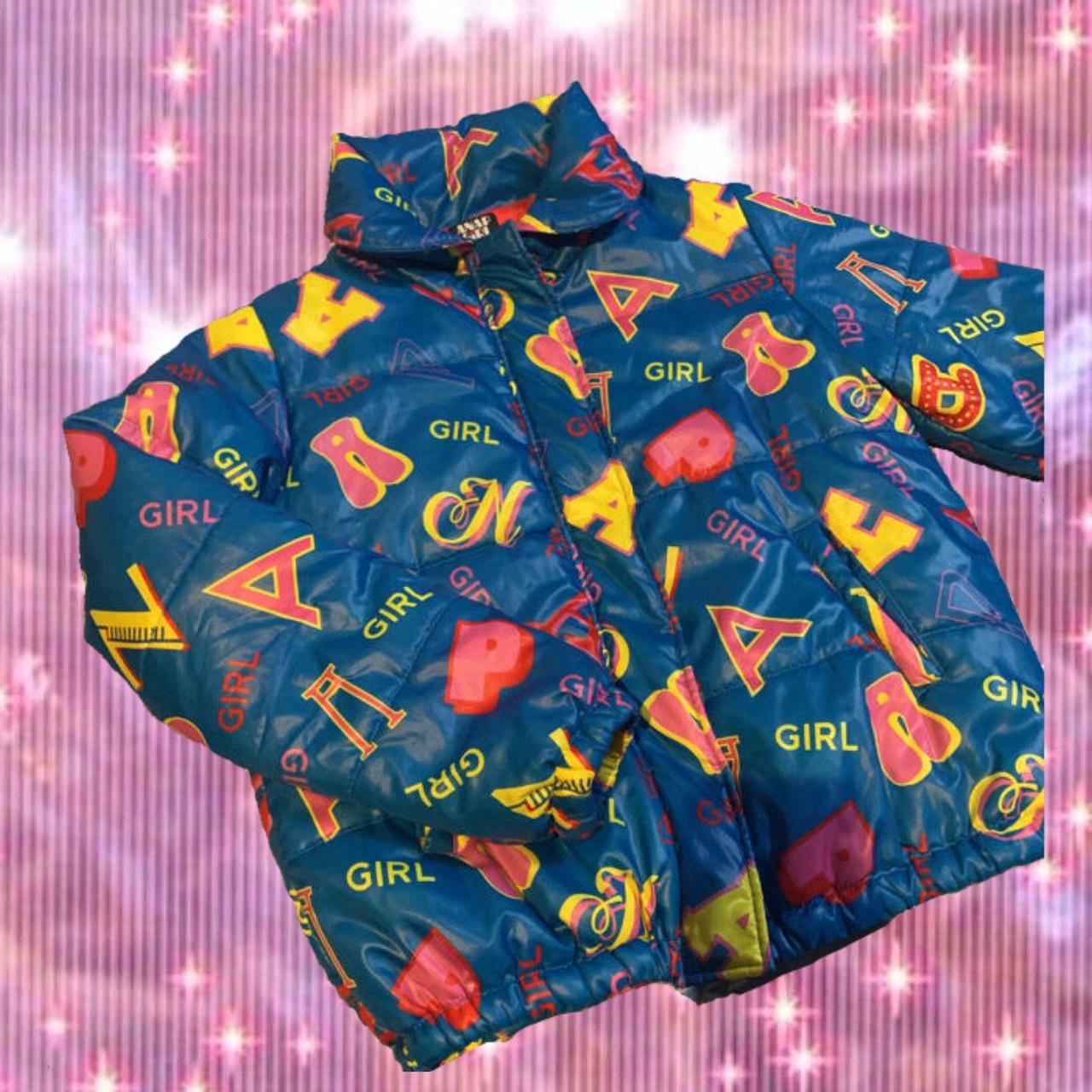 CUTEST PUFFER☁️ Loveeee everything abt this puffer... - Depop