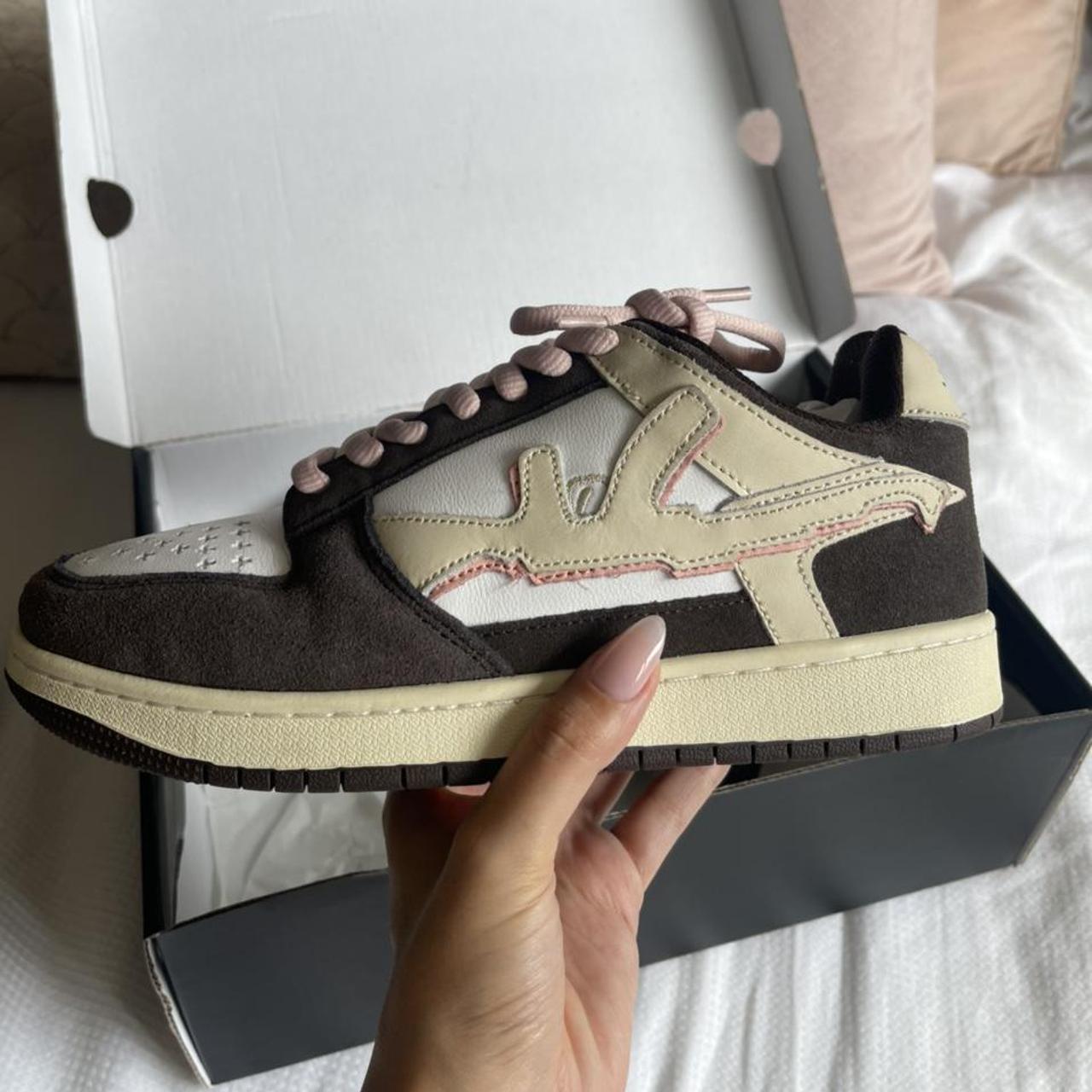 Lost Boys Mocha Low Top Sneakers - UK6 39EU Comes... - Depop